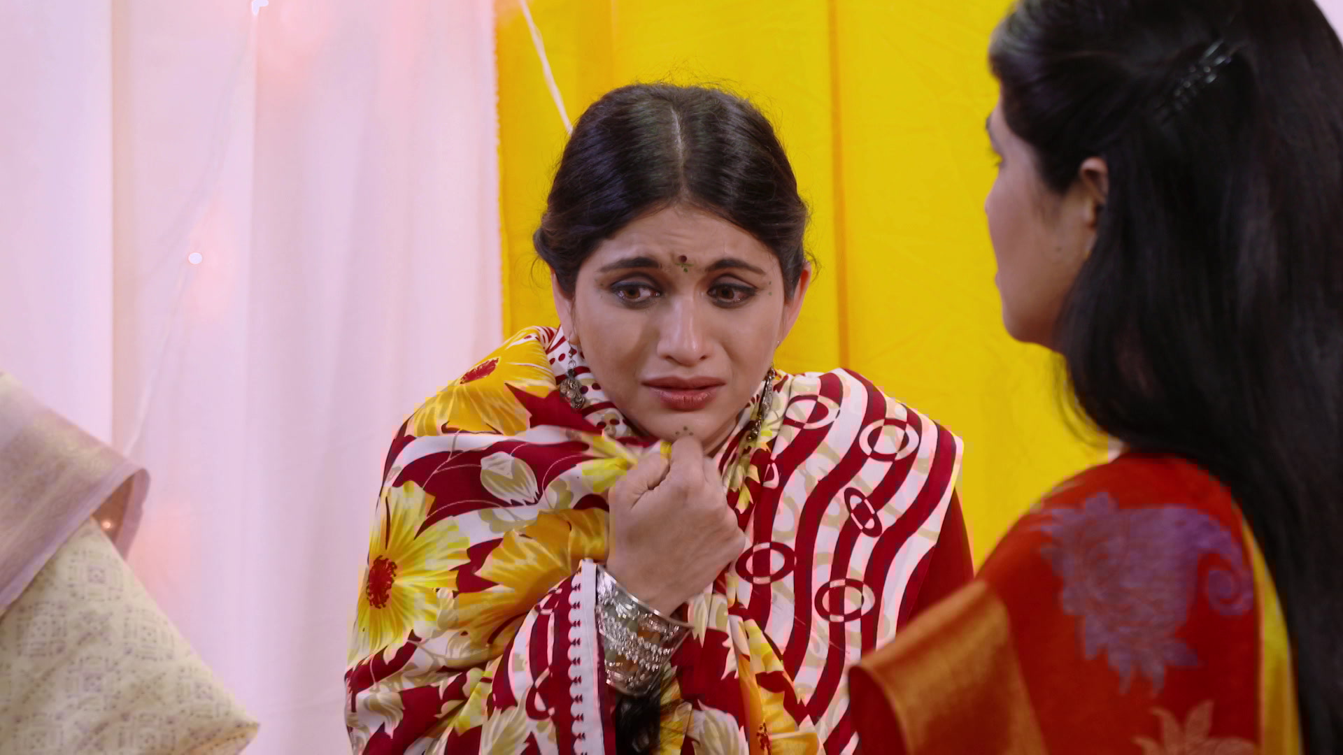 Watch Aboli Episode 272 on JioHotstar