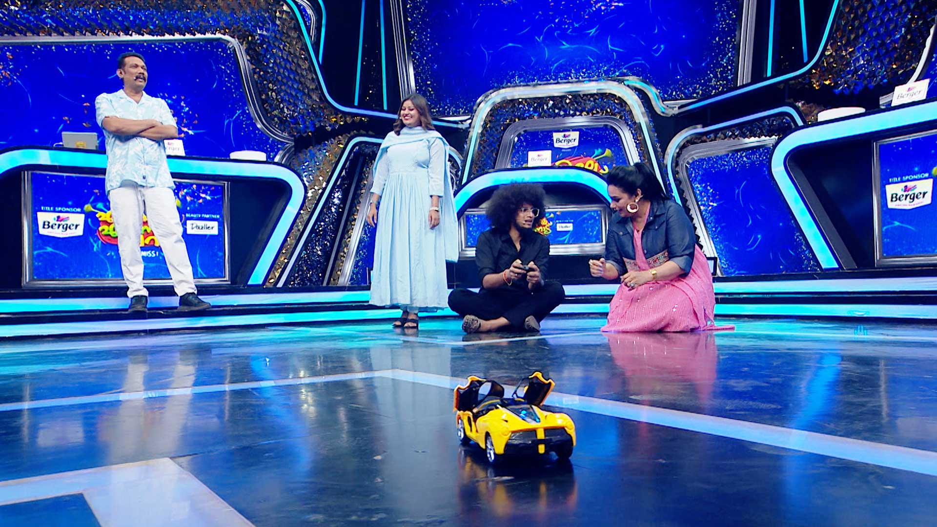 Watch Enkile Ennodu Para Episode 17 on JioHotstar