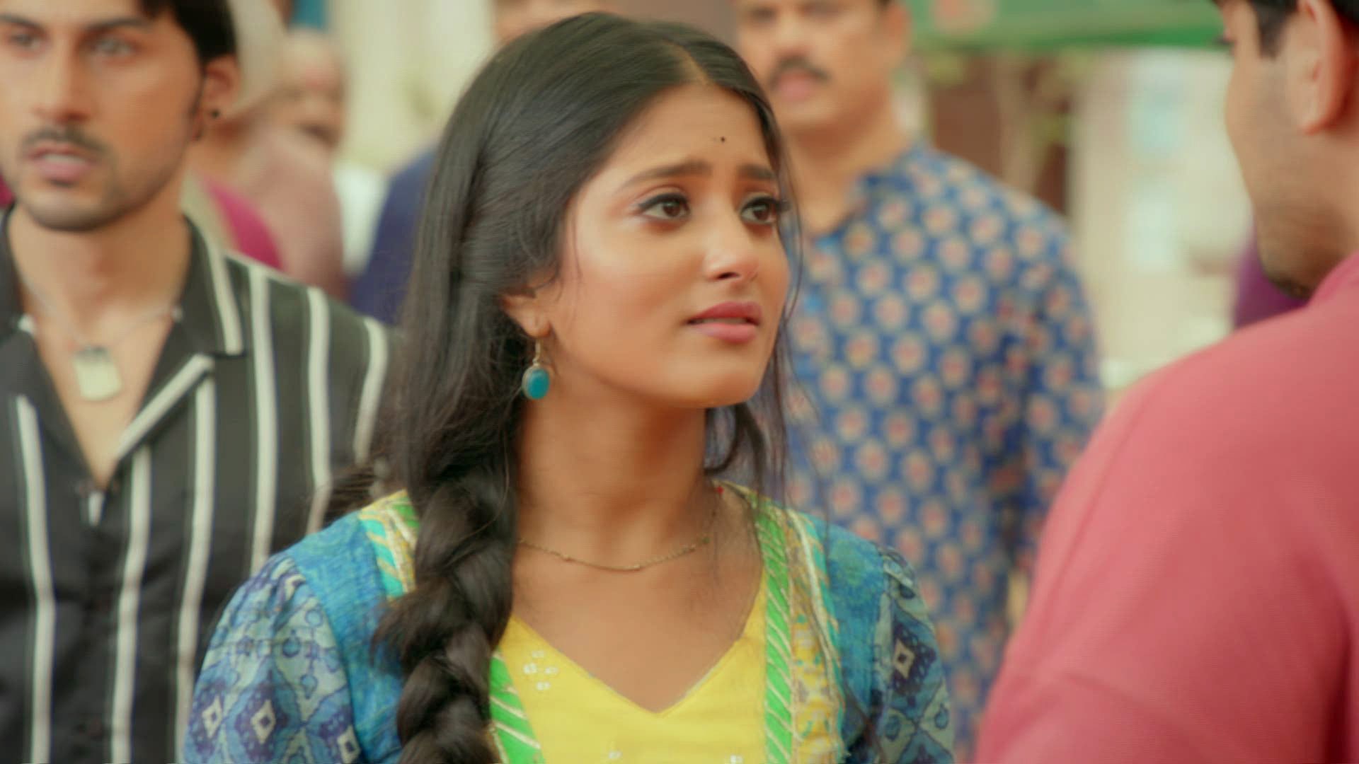 Stream banni-chow-home-delivery Online | Watcho