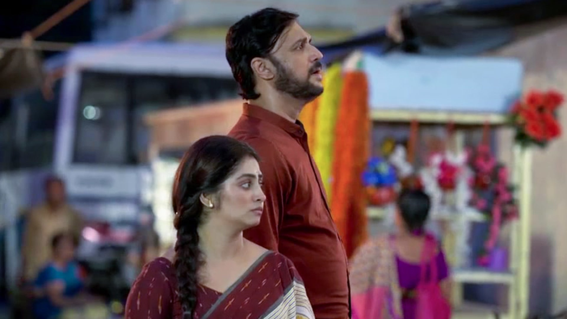 Watch Bangla Medium S1 Episode 293 on JioHotstar