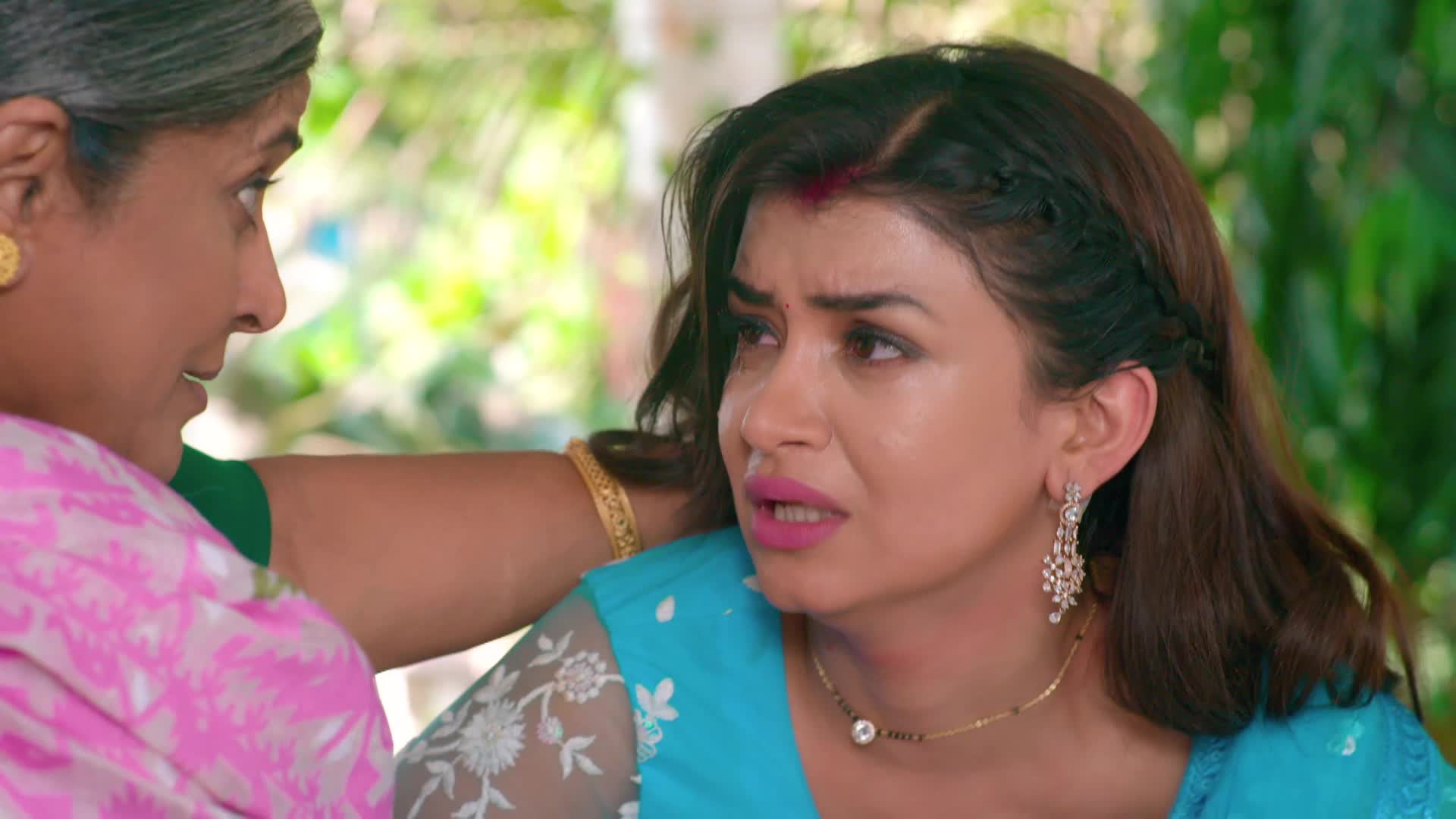 Watch Suhaagan S1 Episode 227 on JioHotstar