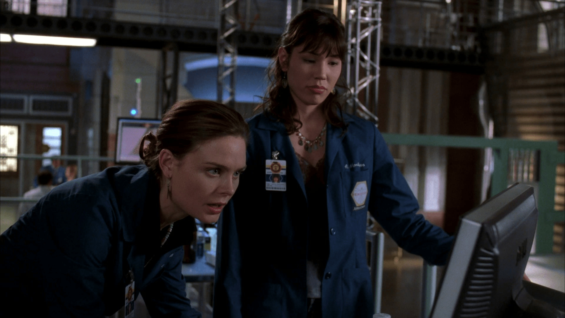 Watch Bones Episode 18 on Disney+ South Africa | English Police/Cop Series