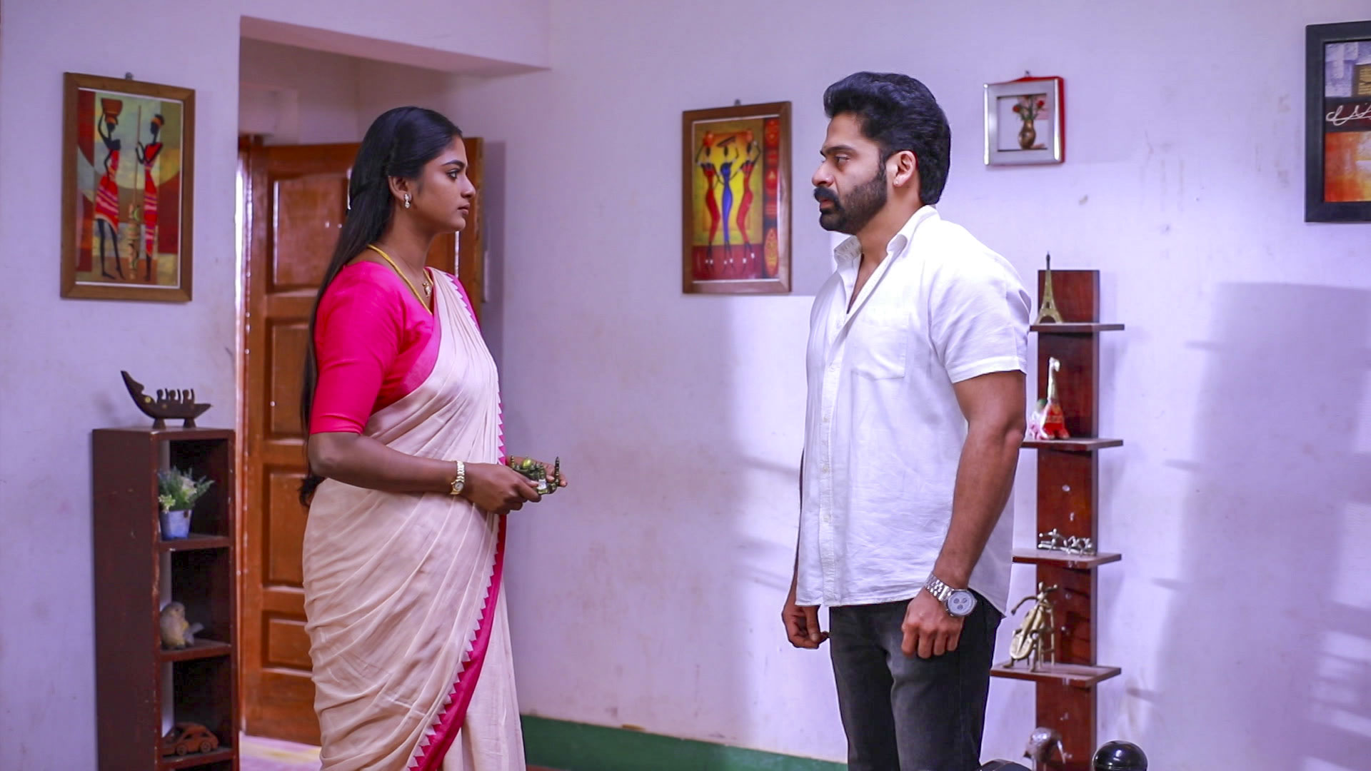 Watch Pani Vizhum Malar Vanam Episode 198 on JioHotstar