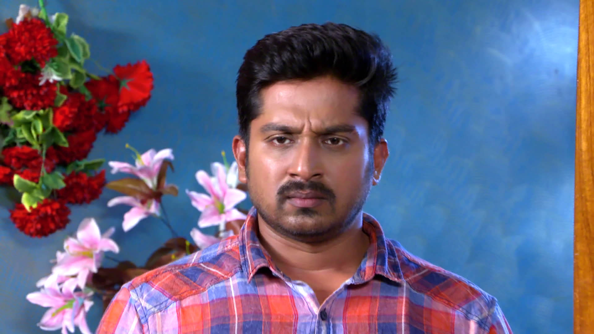 Watch Karuthamuthu S27 Episode 342 on JioHotstar