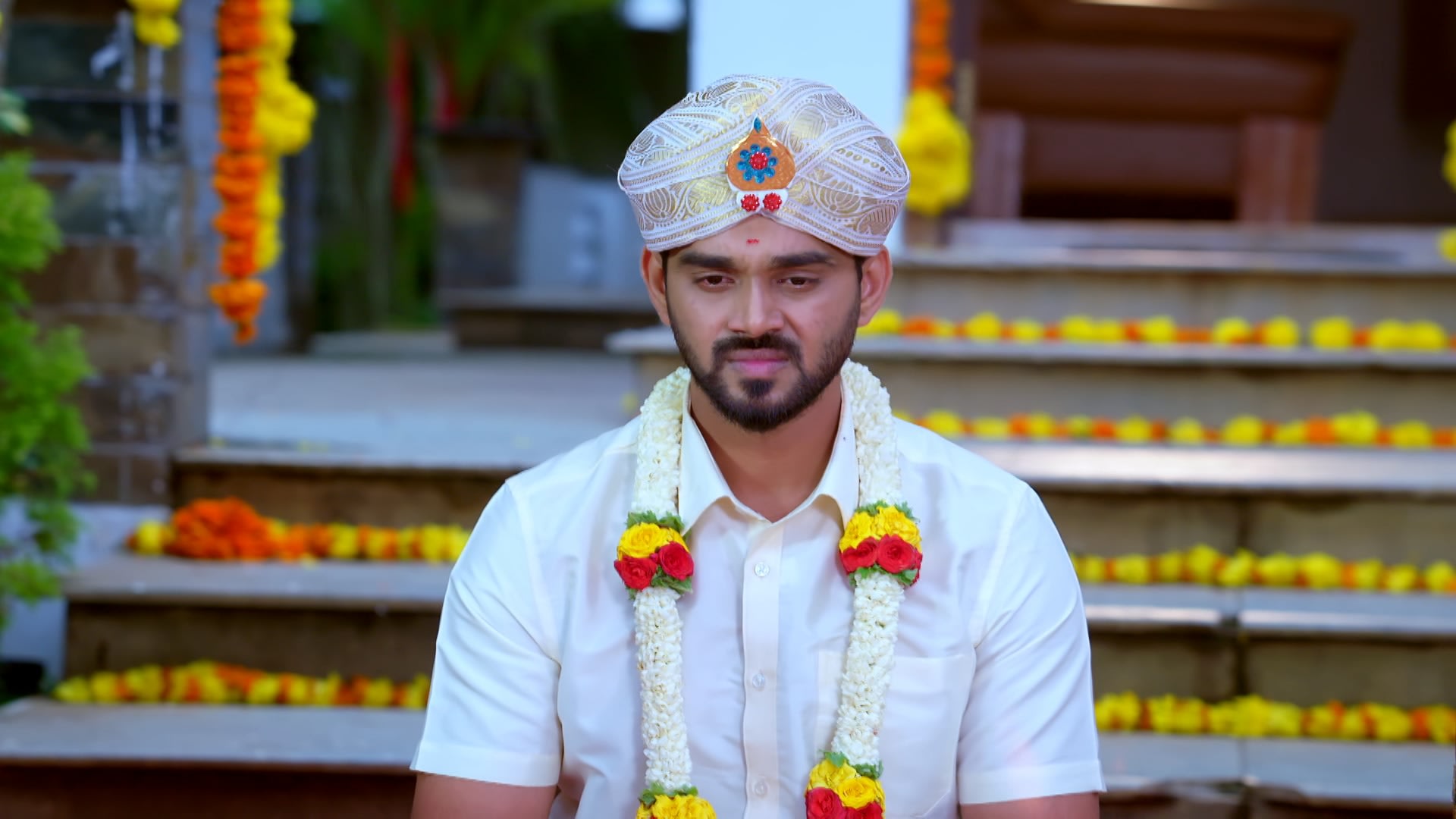 Watch Antarapata S1 Episode 390 on JioHotstar