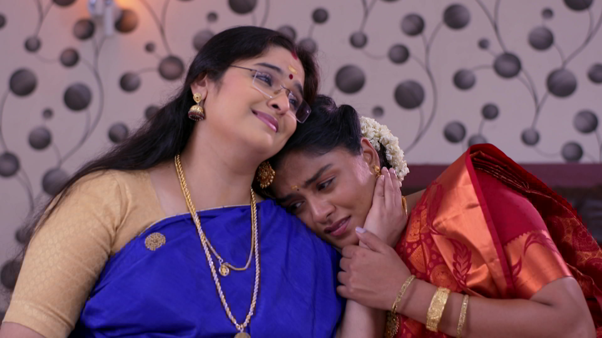 Watch Chandrikayilaliyunna Chandrakantham Episode 38 on JioHotstar