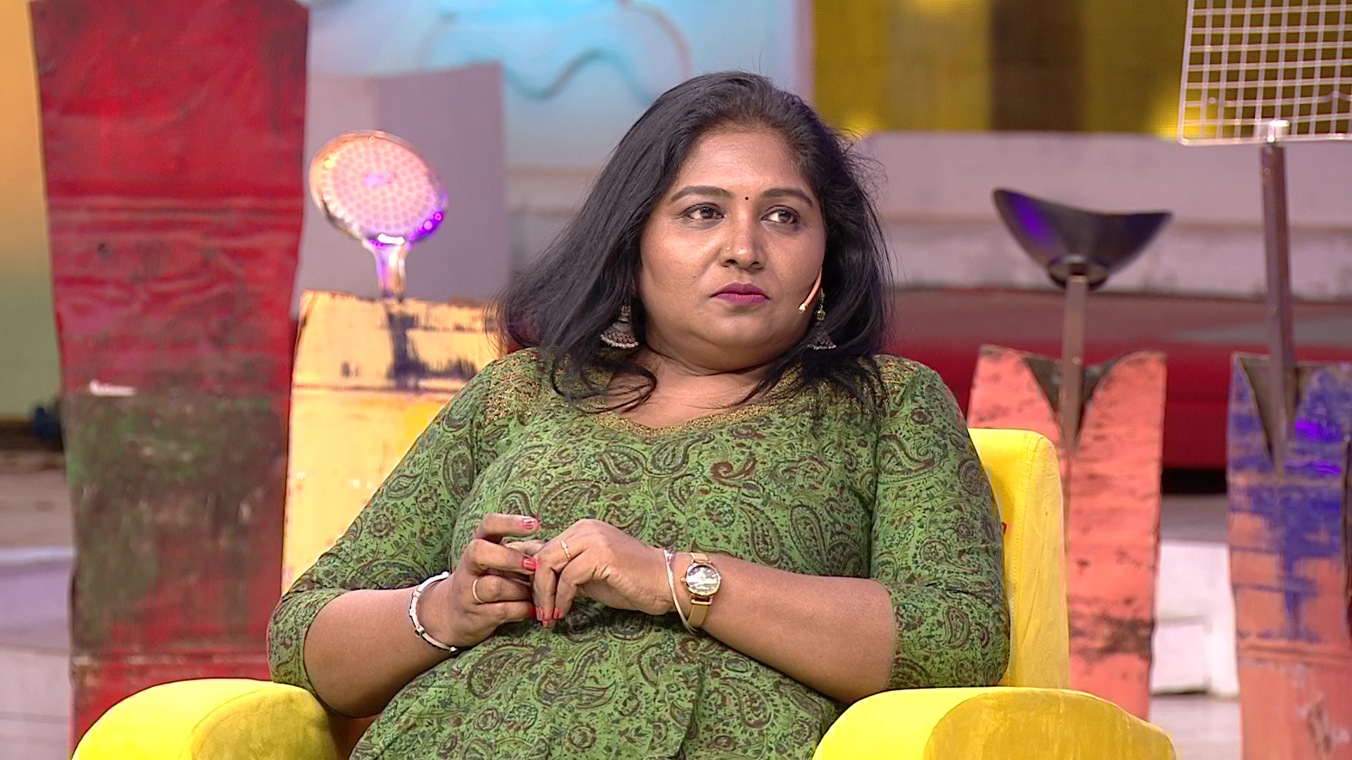 Watch Neeya Naana Episode 360 on JioHotstar