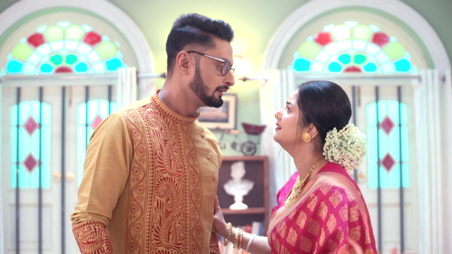 Watch Dui Shalik Episode 49 on JioHotstar