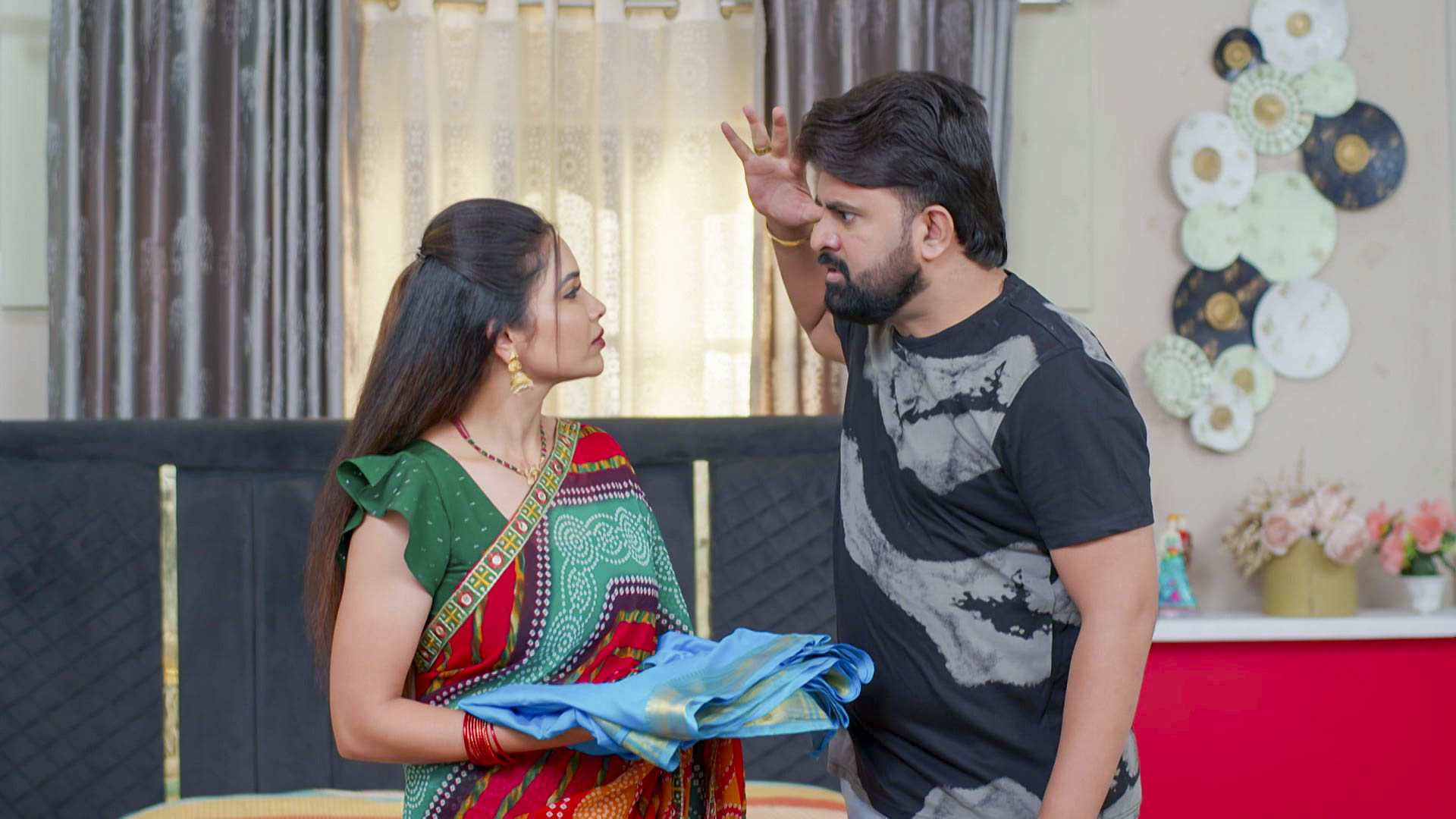 Watch Geetha L.L.B Episode 162 on JioHotstar