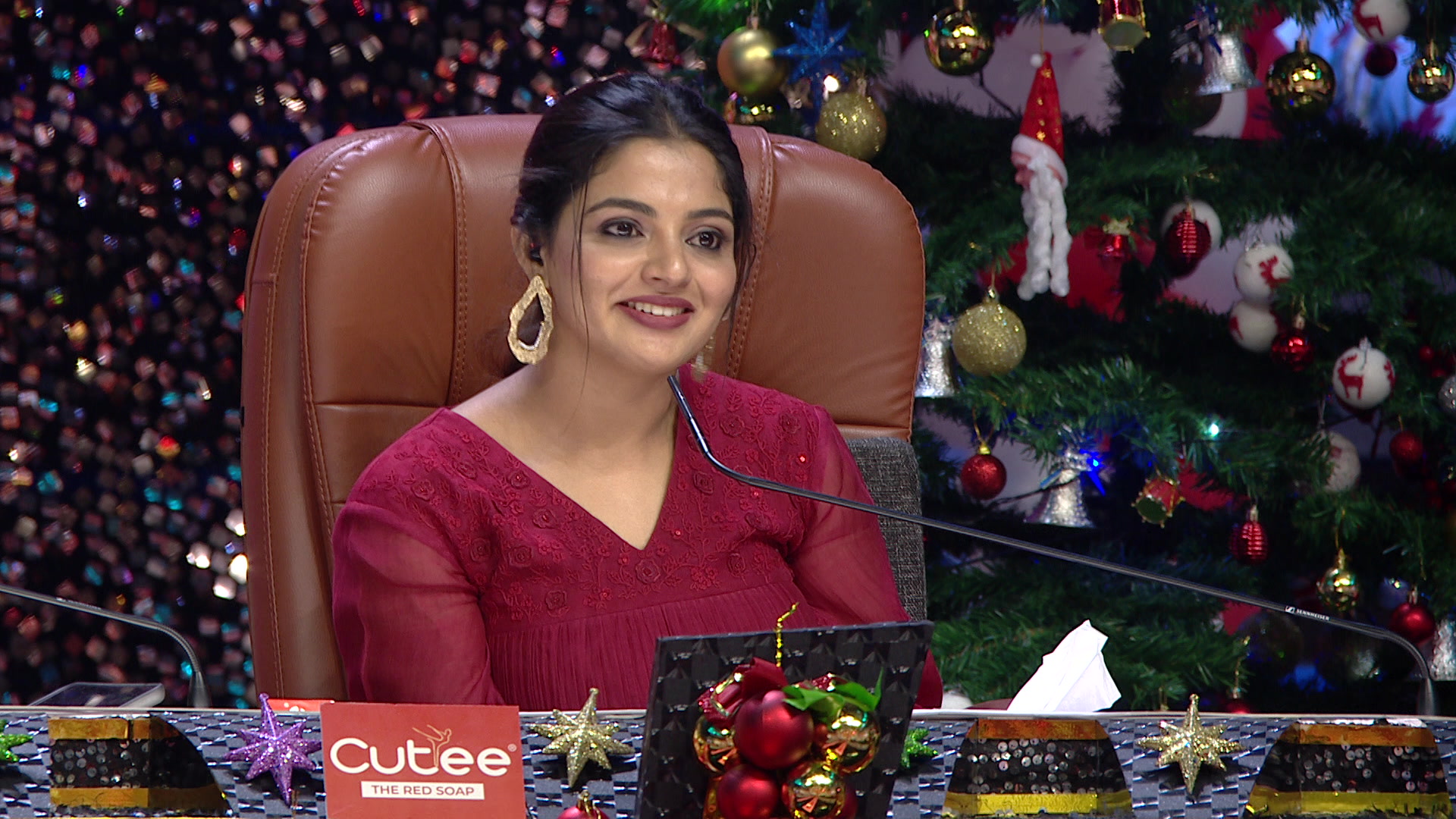 Stream Celebration Mode on Season 9 Episode 45 – Celebration Mode on on ...
