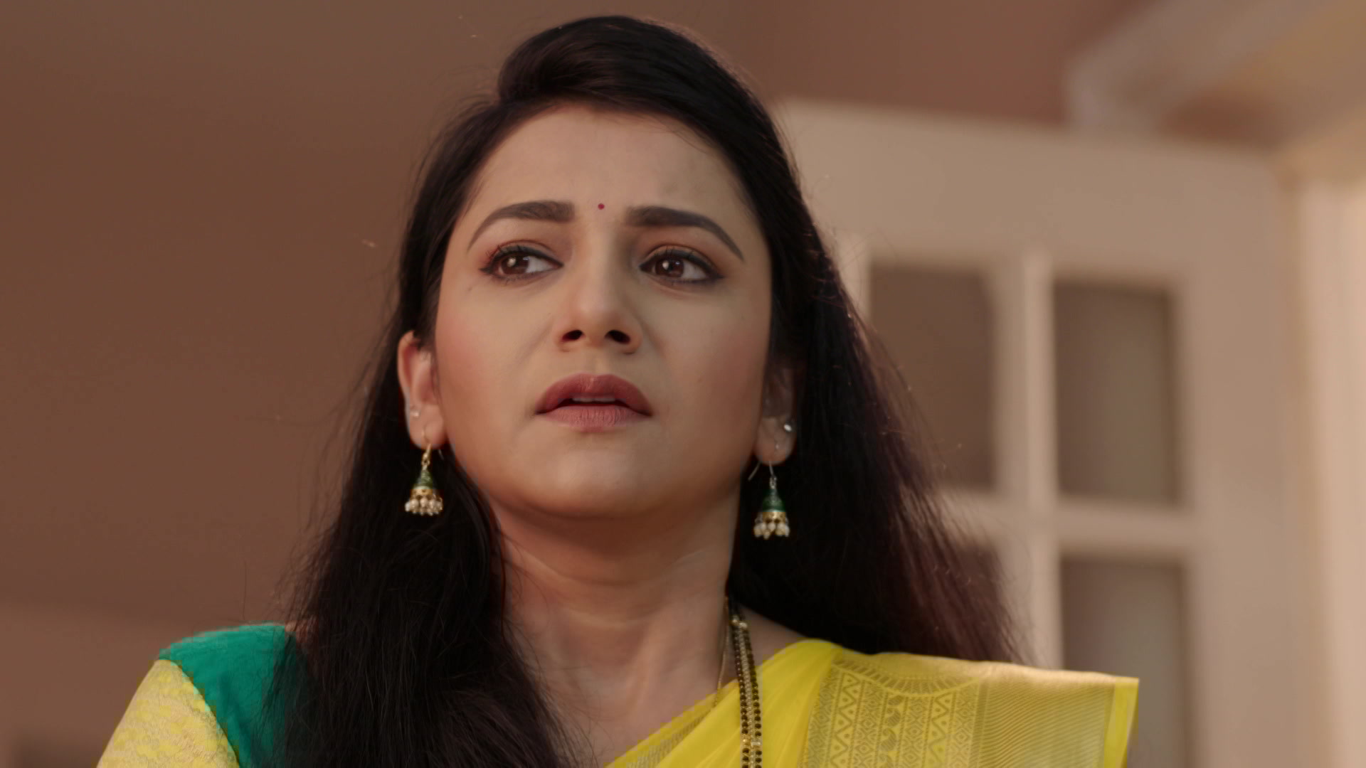 Watch Tharala Tar Mag Episode 224 on JioHotstar