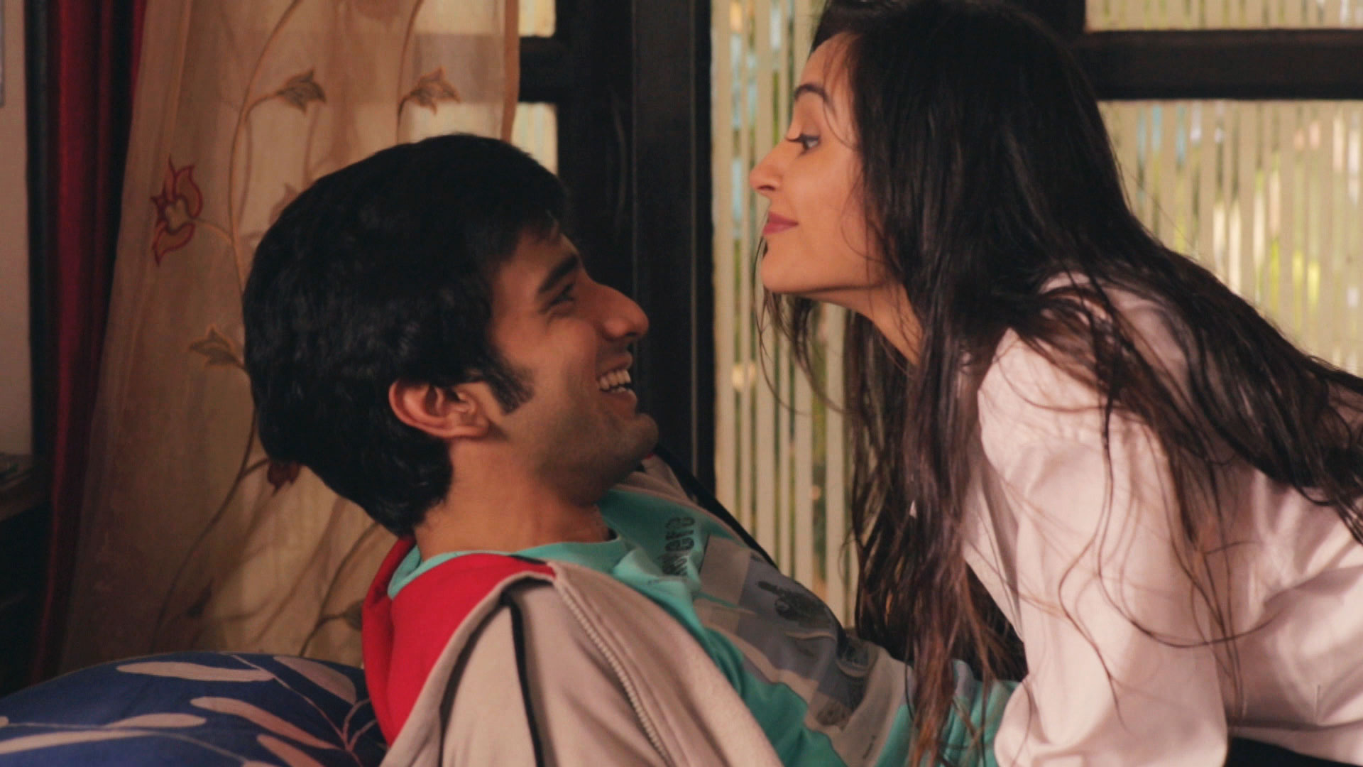 Watch Life Love Siyaapa S1 Episode 4 on Disney+ Hotstar