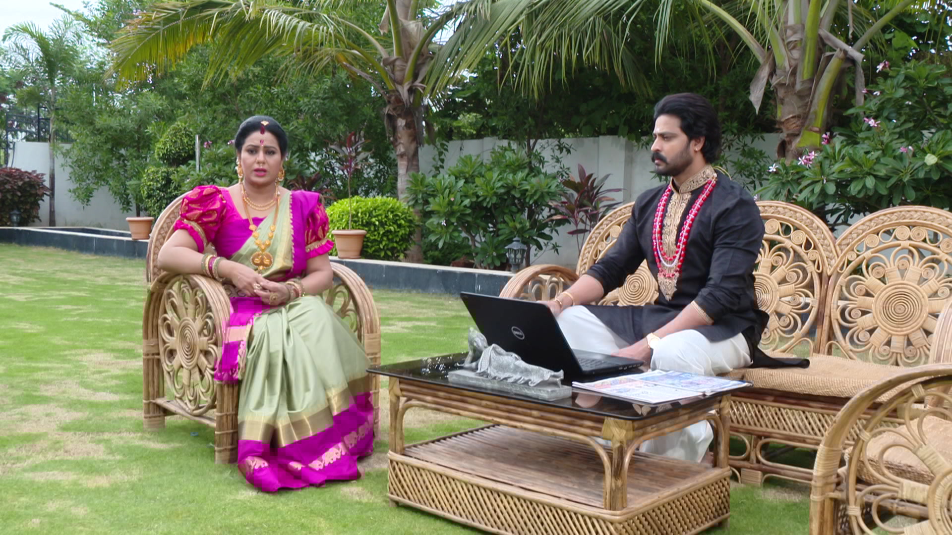 Watch Bangarada Panjara S1 Episode 151 on JioHotstar