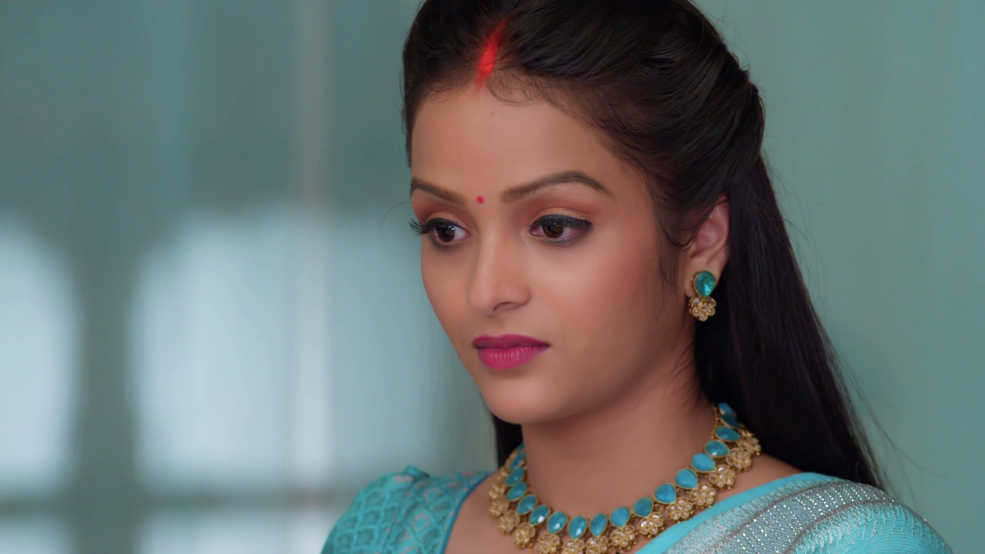 Watch Suhaagan S1 Episode 99 on JioHotstar