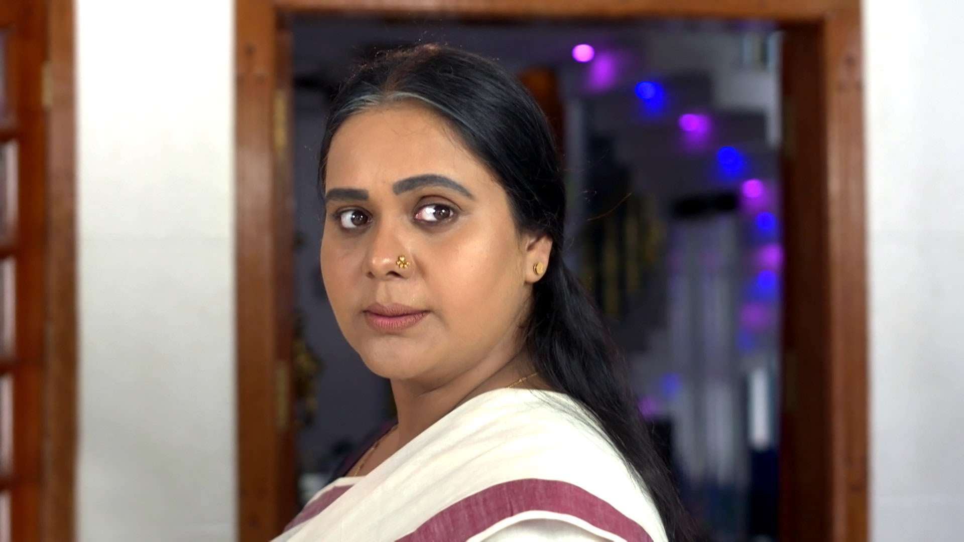 Watch a clip from Indira Makes a Decision - Promo on Hotstar