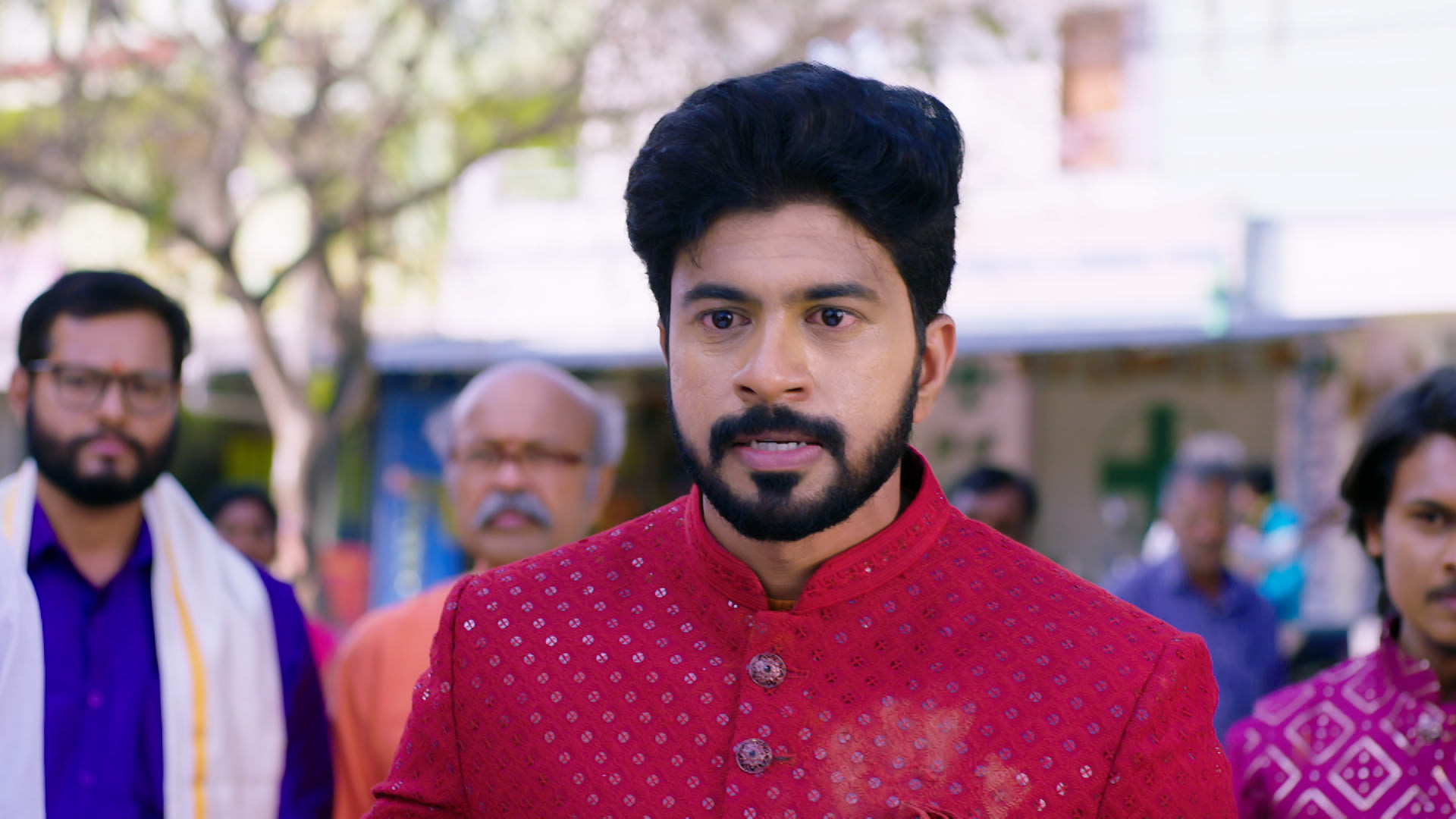 Watch Karimani S1 Episode 291 on JioHotstar