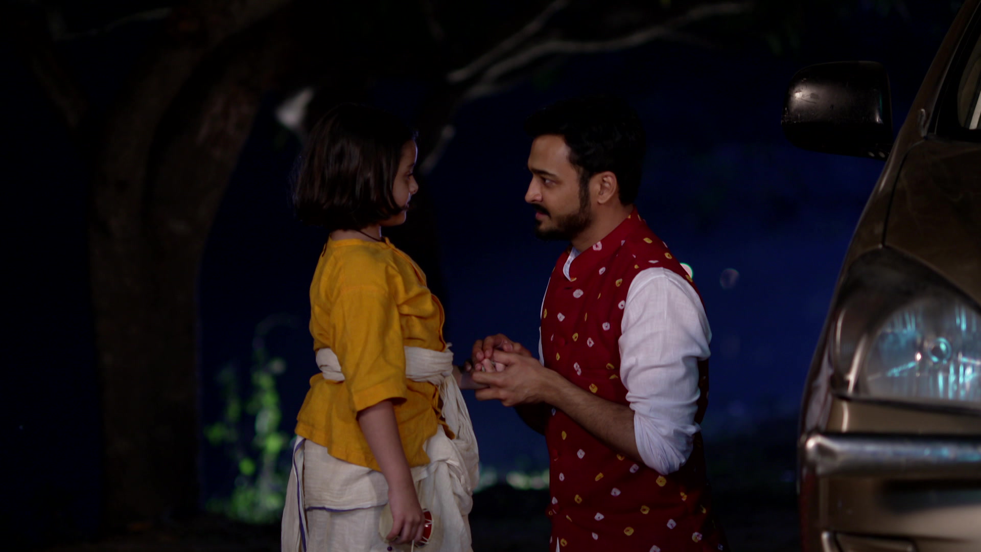 Watch Ponchomi S1 Episode 110 on JioHotstar