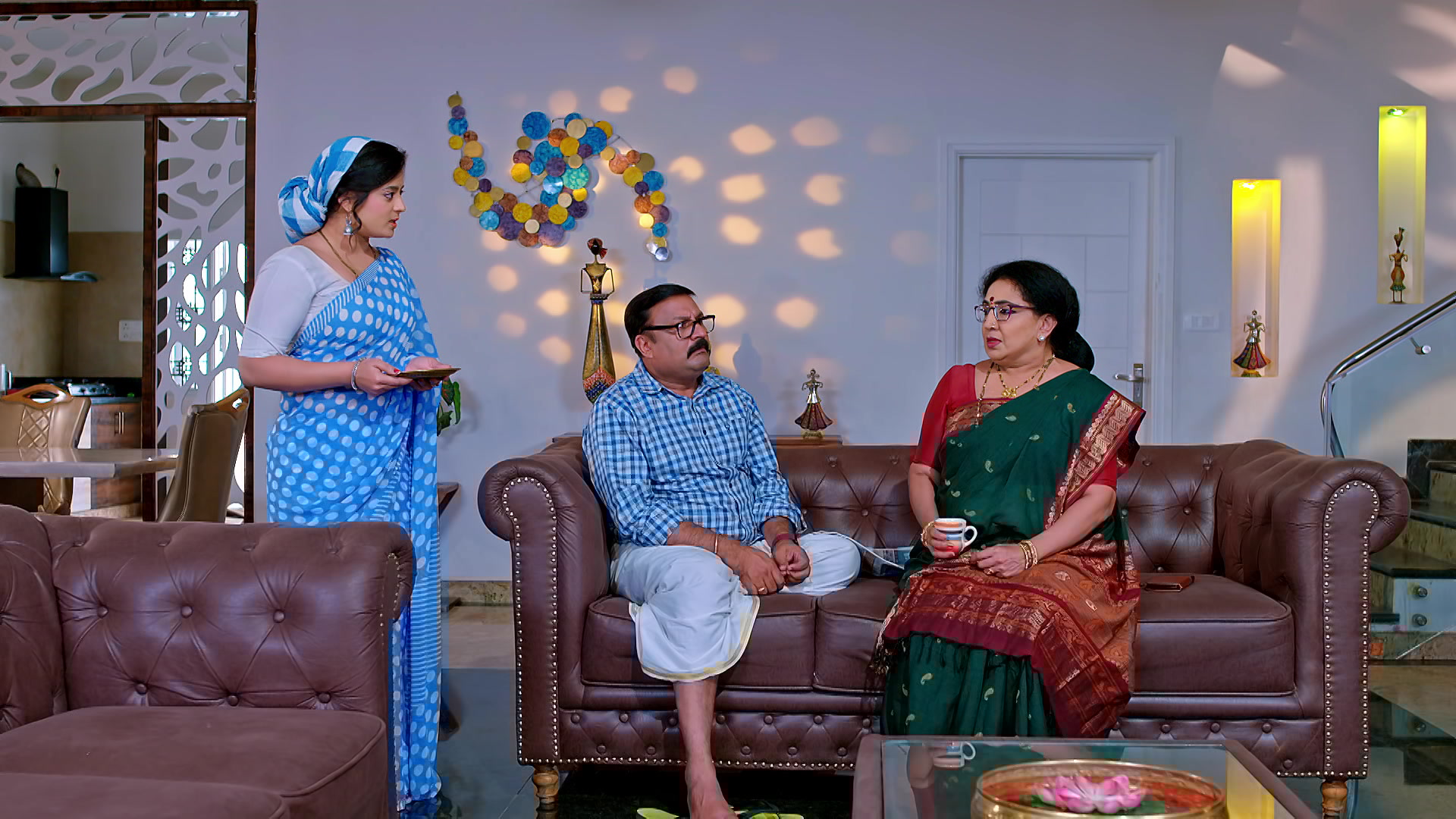 Watch Ardhangi S1 Episode 153 on JioHotstar