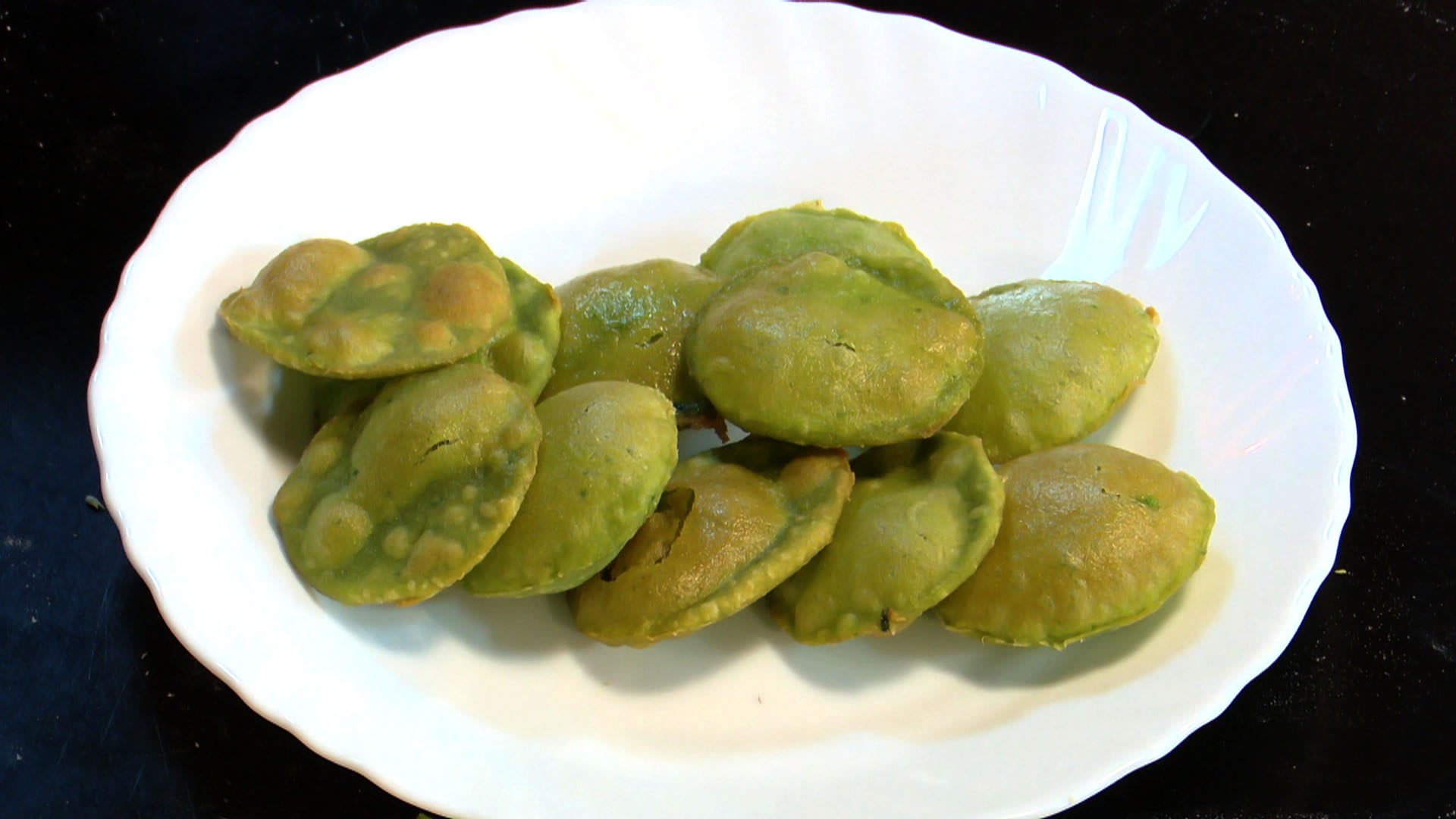 Watch Palak Pulaka Online