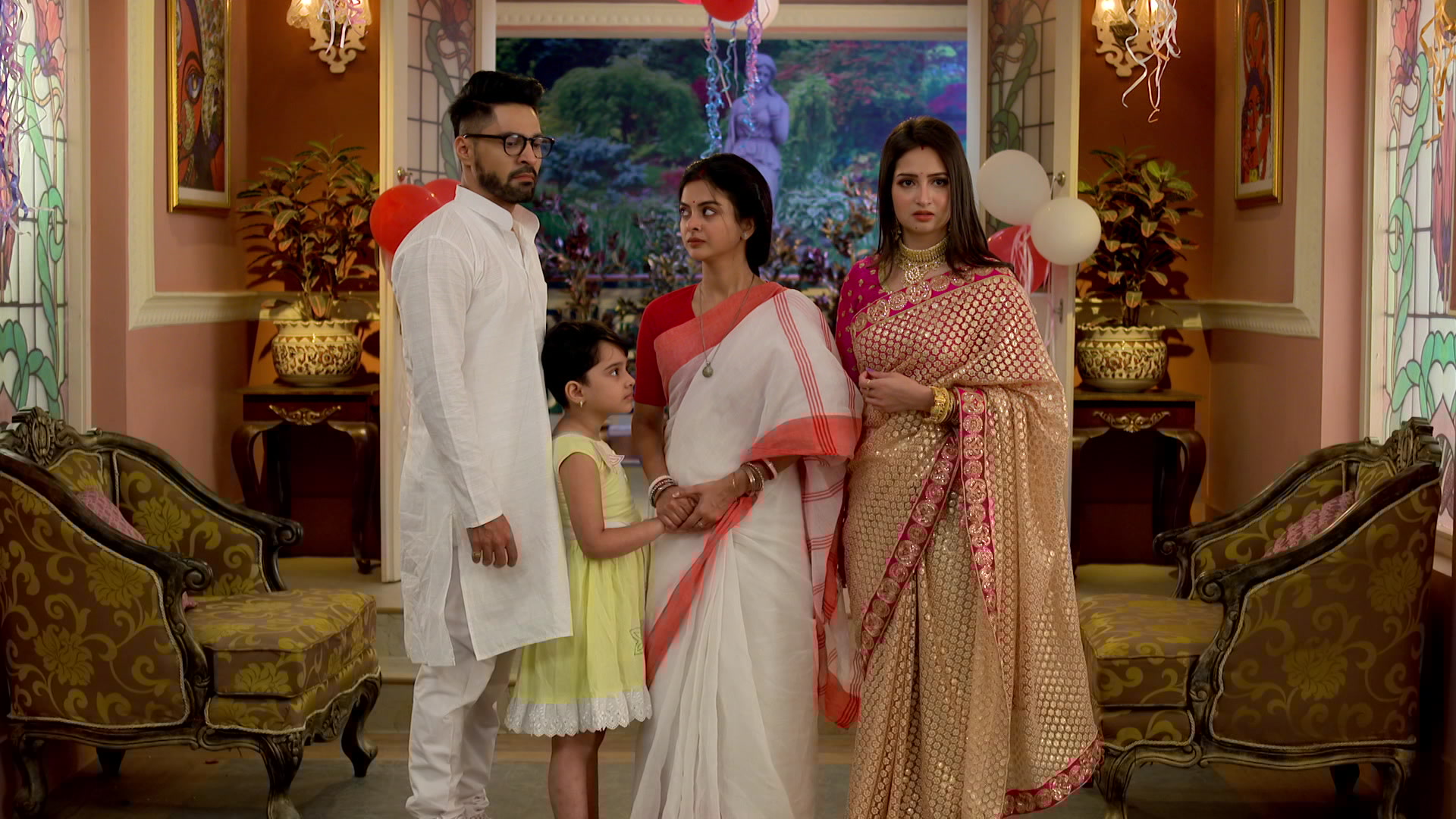 Watch Gaatchora Episode 344 on JioHotstar