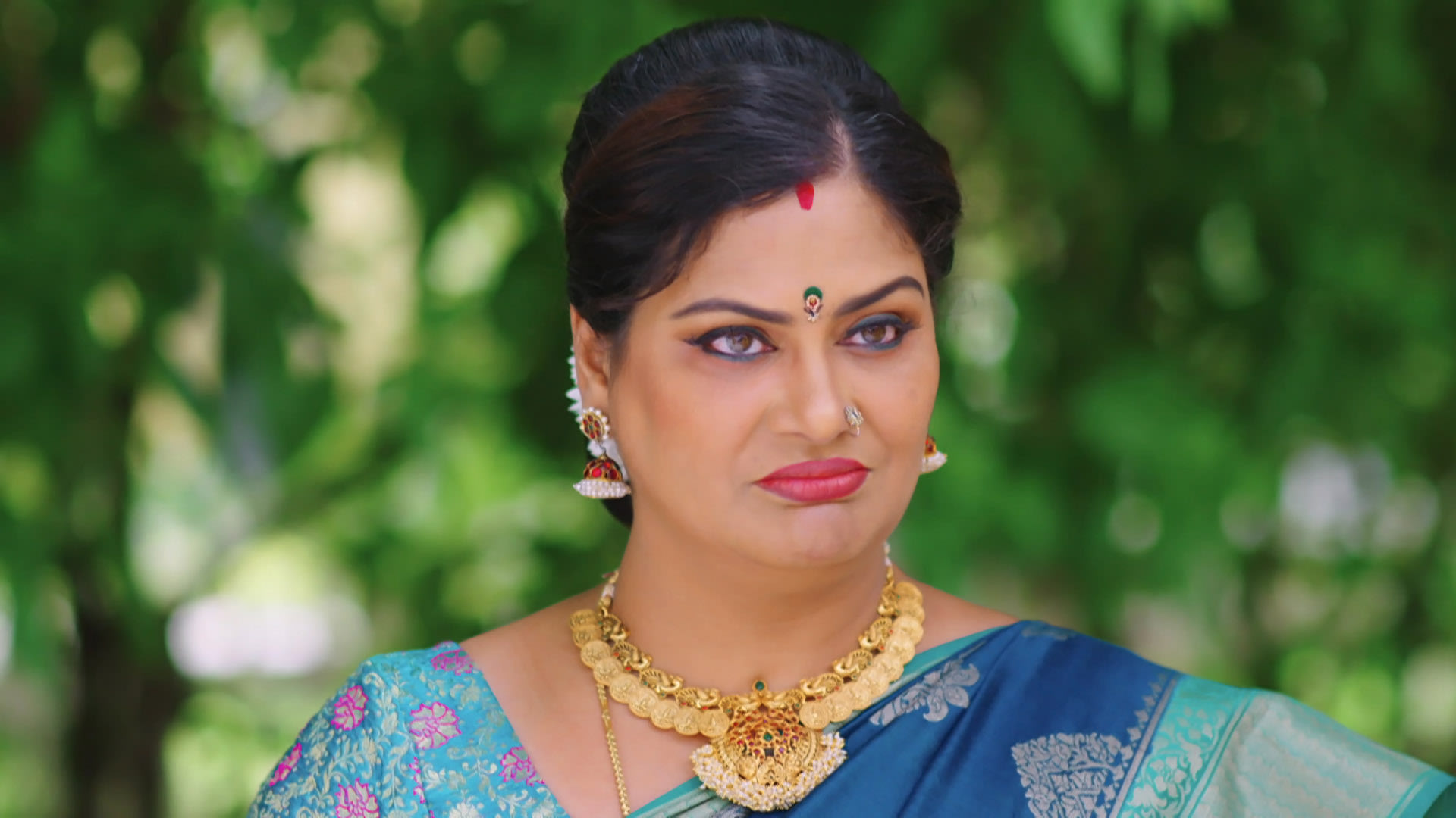 Watch Guppedantha Manasu S1 Episode 534 on JioHotstar