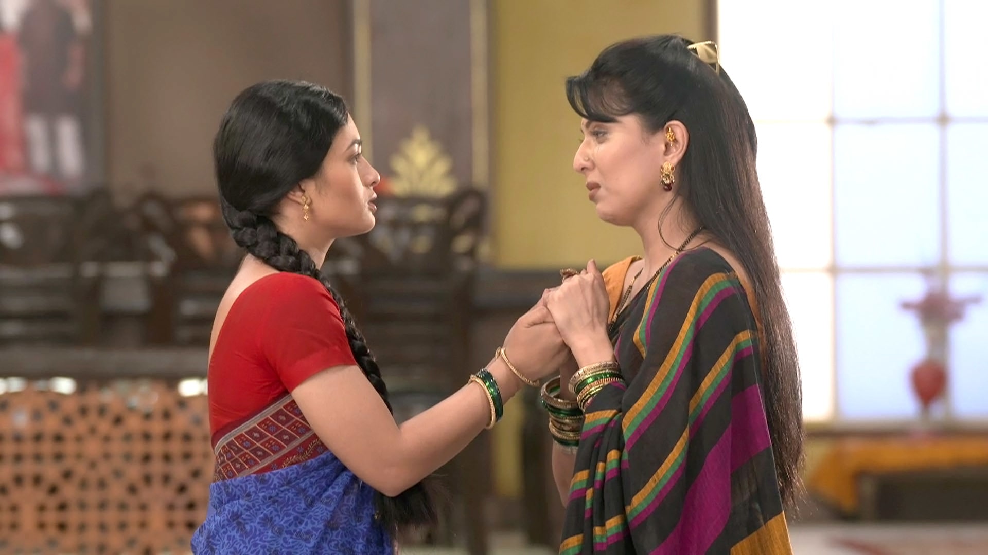 Watch Sukh Mhanje Nakki Kay Asta Episode 174 on JioHotstar
