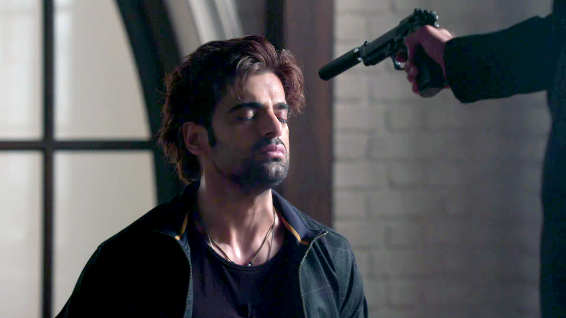 Watch Kulfi Kumar Bajewala Episode 406 on JioHotstar