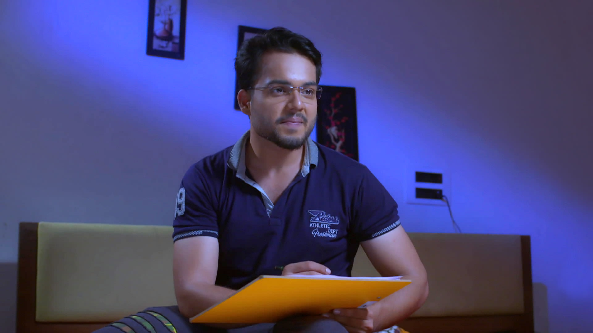 Watch shruthi-seridaga only on Watcho