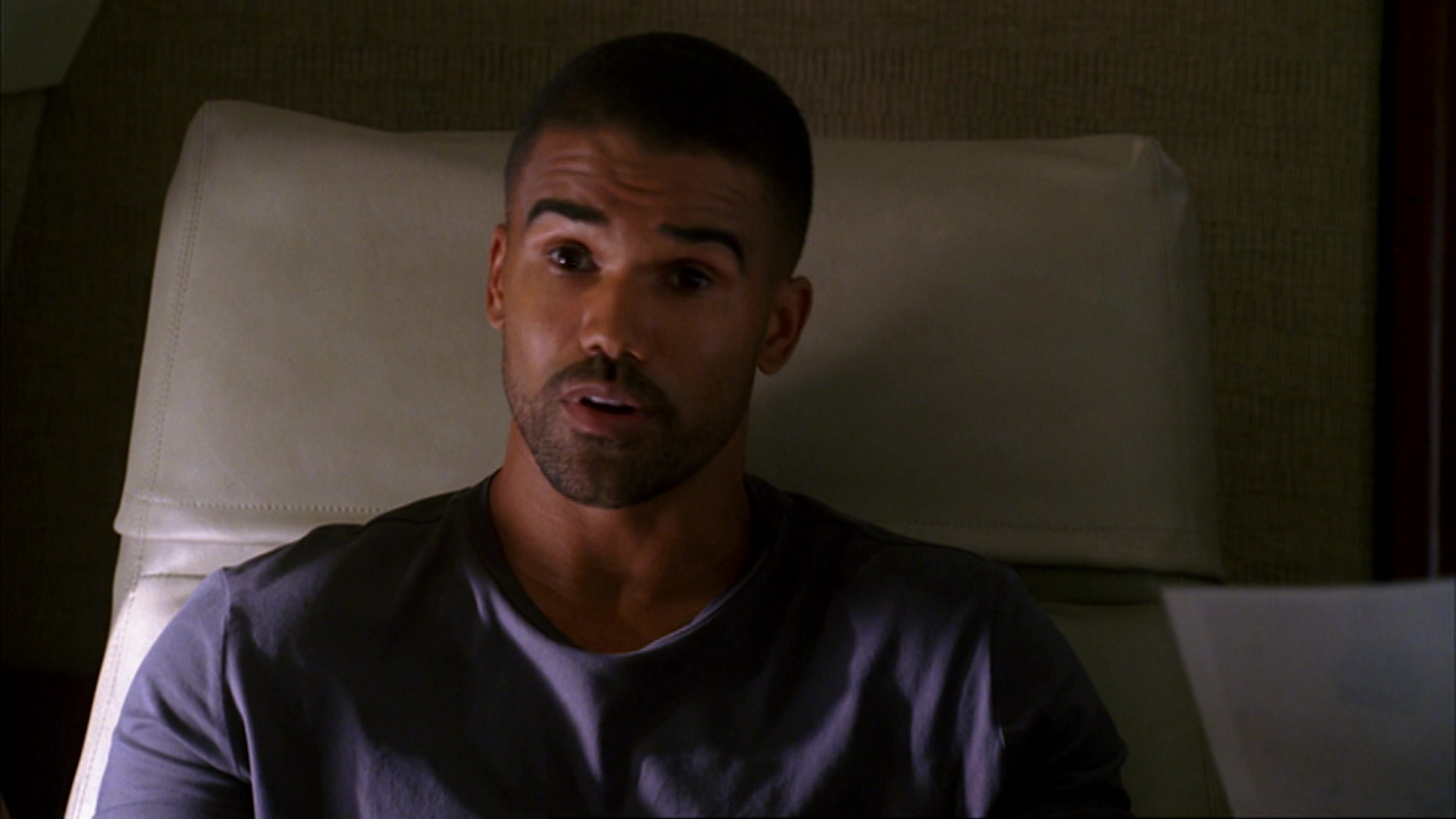 Nonton Plain Sight Season 1 Episode 4 - Plain Sight di Disney+