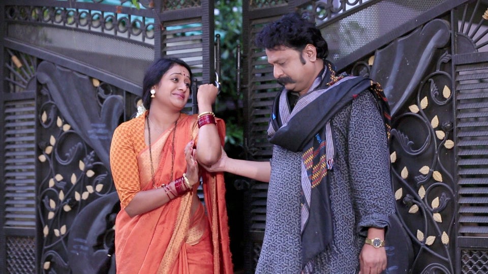 Watch Manedevru S1 Episode 154 on JioHotstar