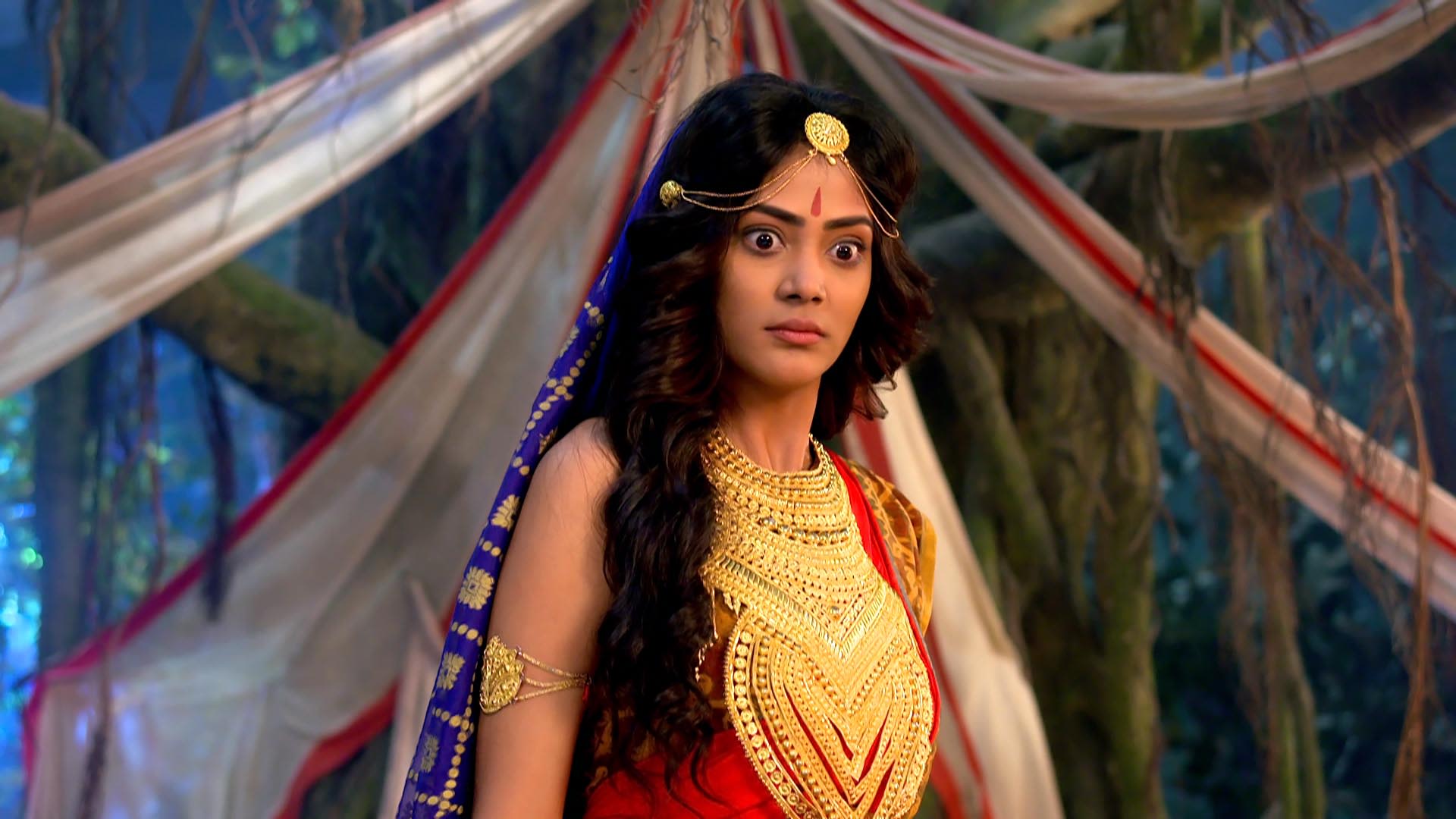 Watch Debi Choudhurani S1 Episode 266 on Disney+ Hotstar