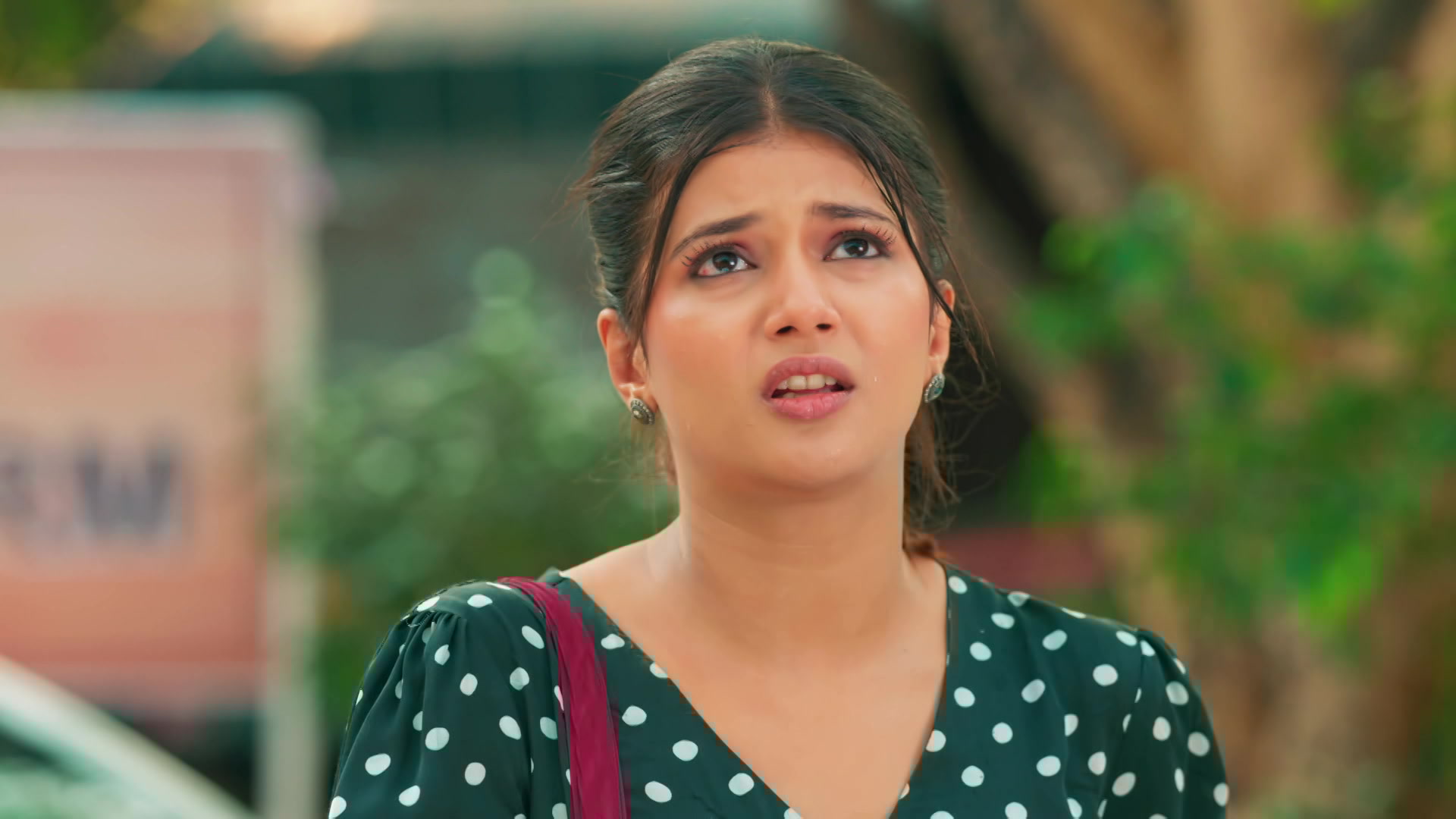 Stream Ruhi Posts Her Engagement Photos Season 68 Episode 1300 – Ruhi ...