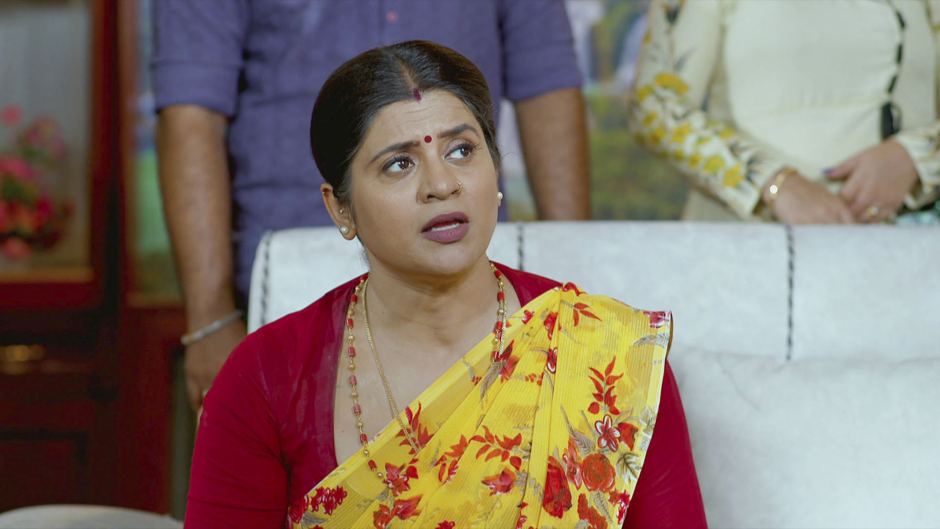 Watch Chempaneer Poovu S1 Episode 398 on JioHotstar