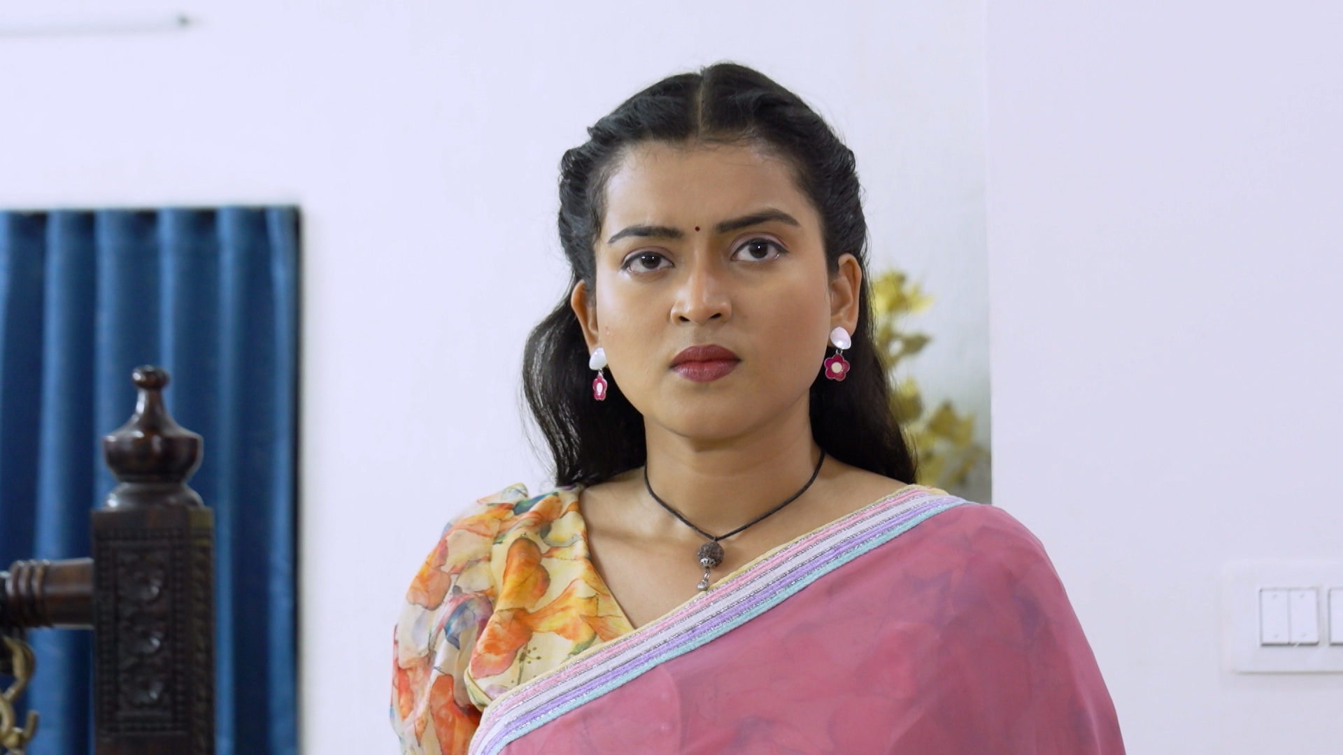 Watch Rashi Rikshawwali Episode 1453 on JioHotstar