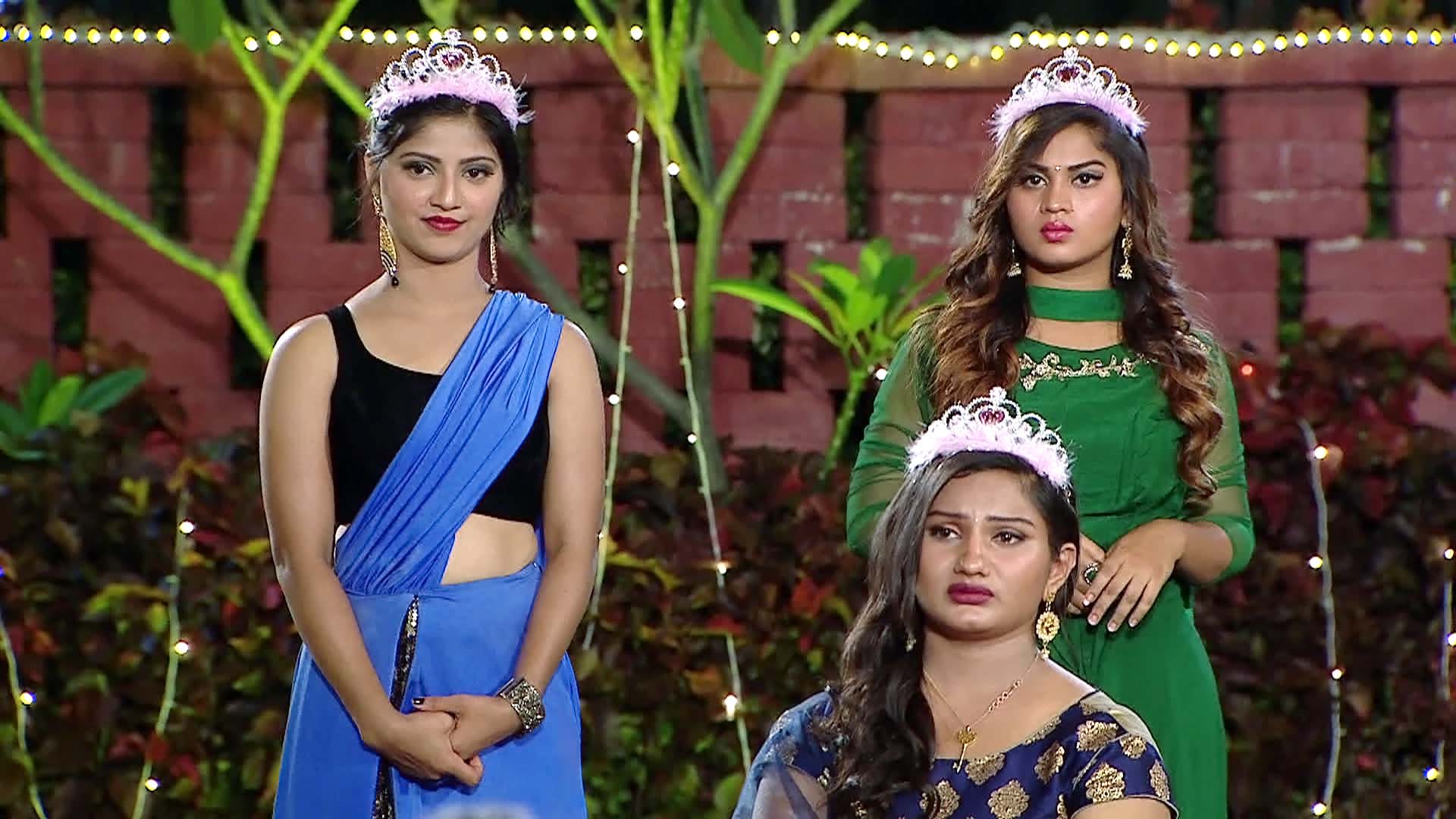 Watch Pellichoopulu S1 Episode 28 on JioHotstar