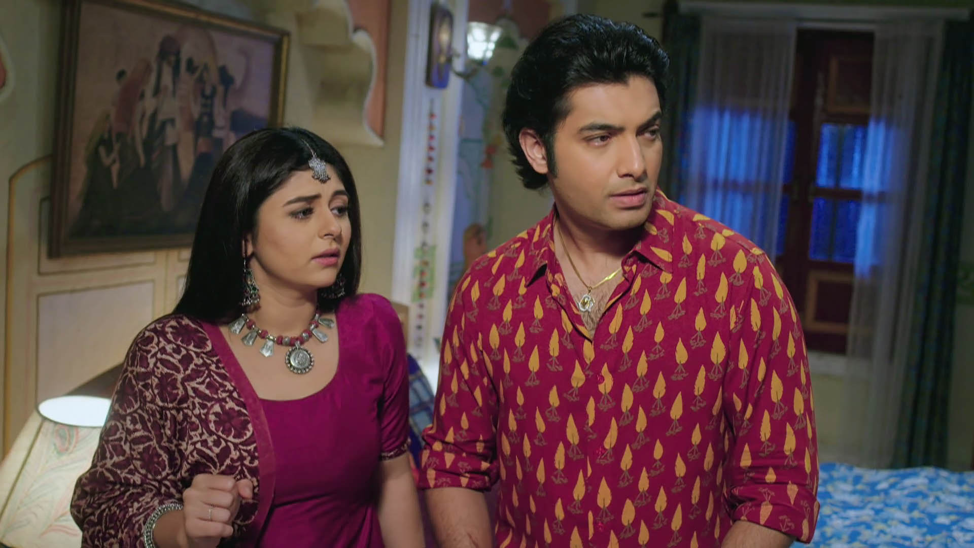 Watch Ronak's Daring Move! Online