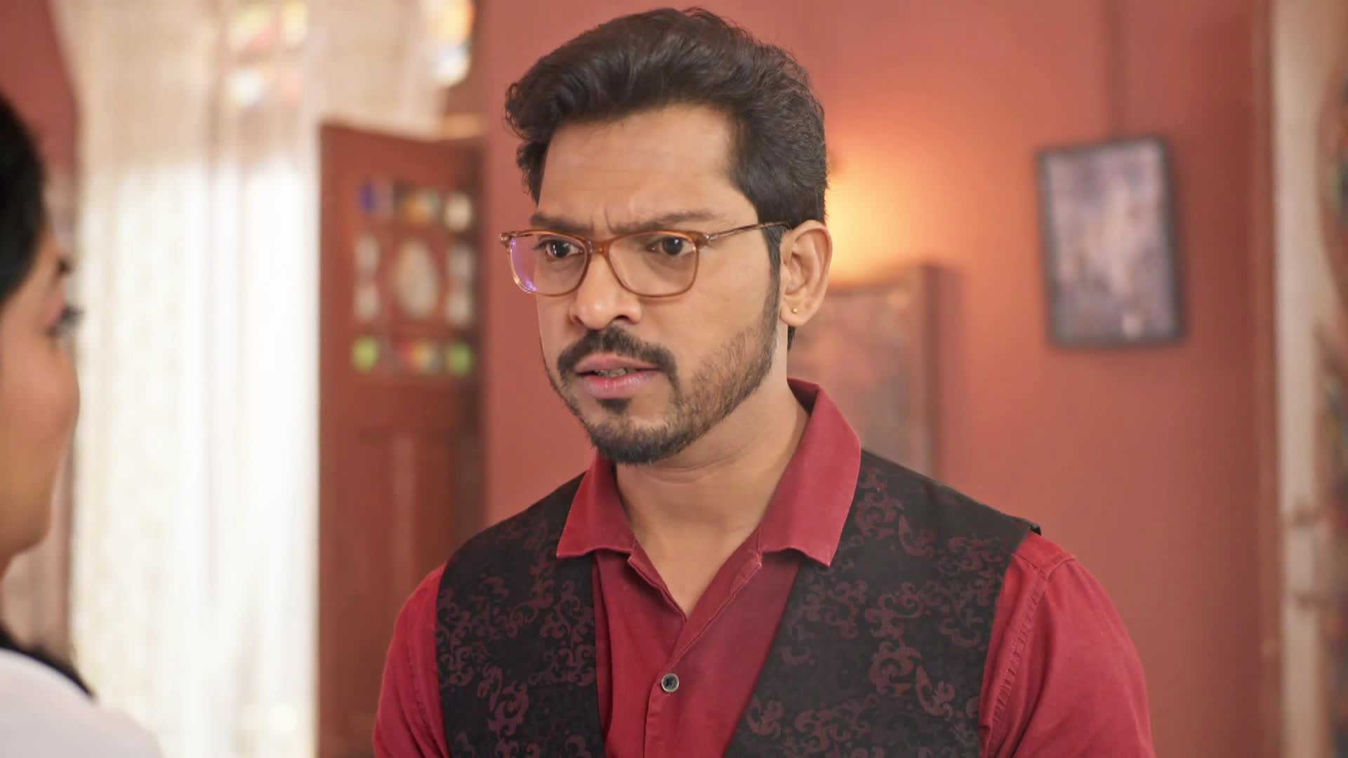 Watch Lai Avadtes Tu Mala S1 Episode 69 on Disney+ Hotstar