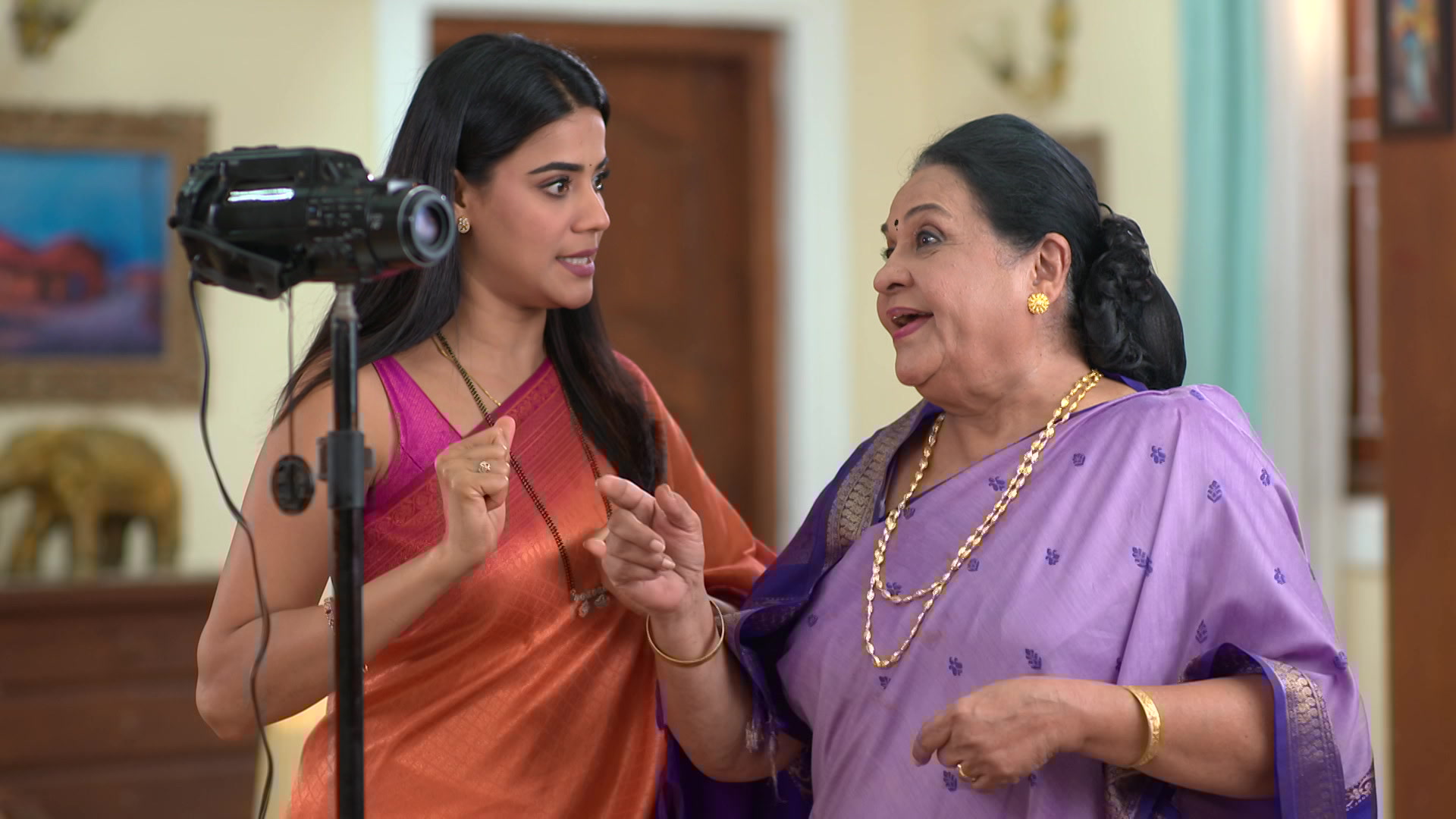 Watch Gharo Ghari Maatichya Chuli Episode 402 on JioHotstar