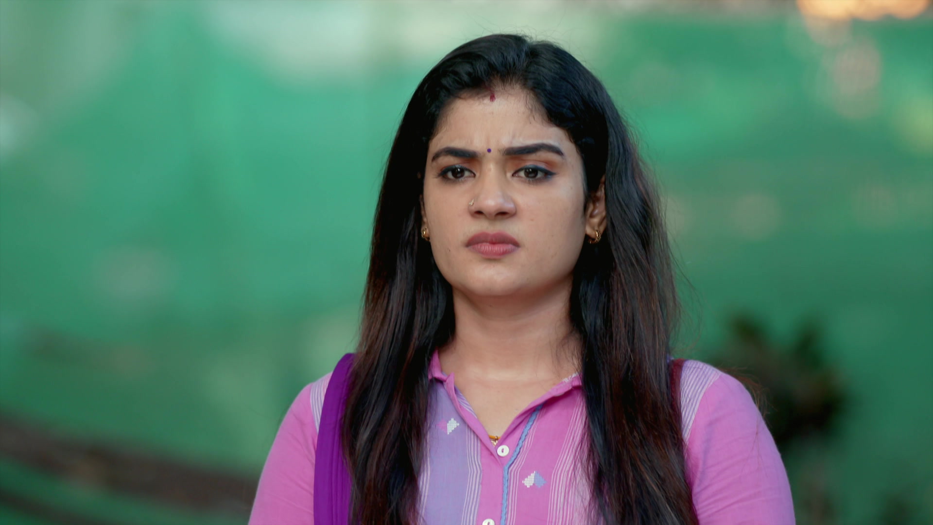 Watch Chempaneer Poovu S1 Episode 535 on JioHotstar