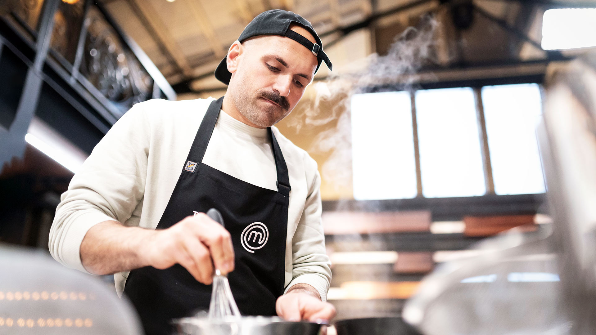 Watch New Episodes of masterchef-australia-1 only on Watcho