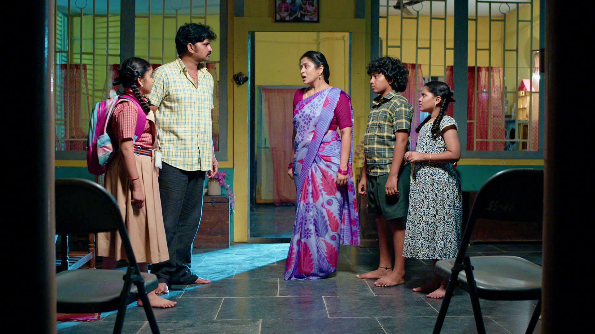 Watch Chinni Episode 82 on JioHotstar