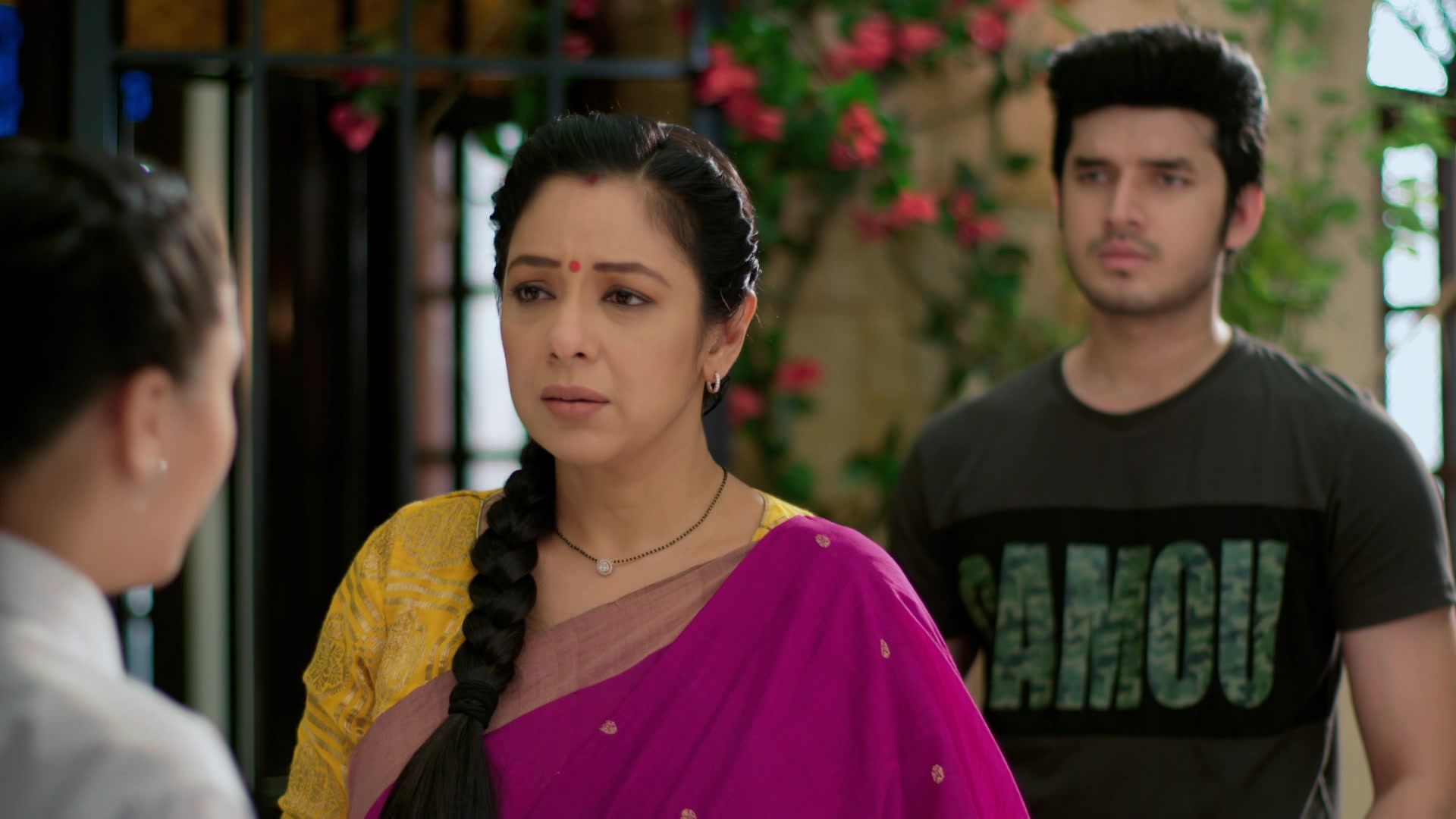 Watch anupama-sarvagunaa-sampanne All Episodes | Watcho