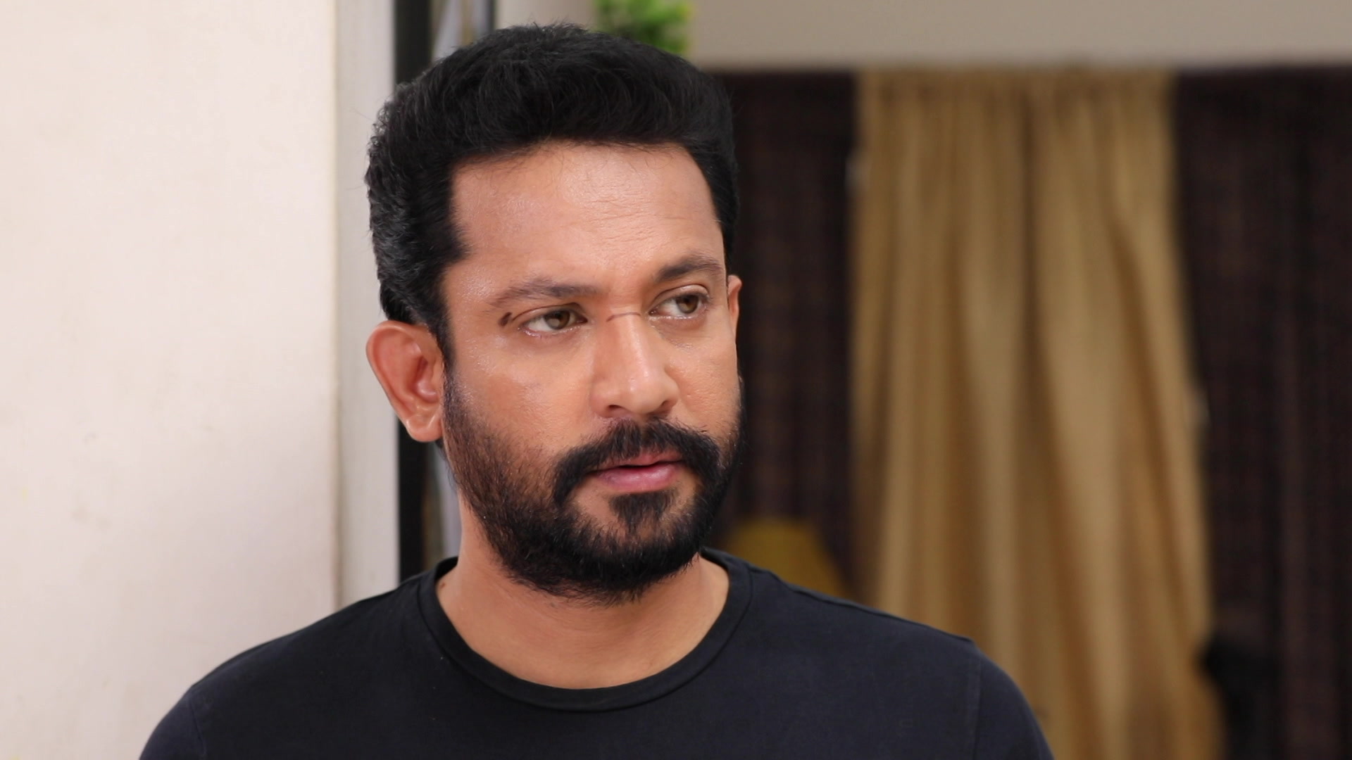 Stream Tamizh Exposes the Truth Season 1 Episode 603 – Tamizh Exposes ...