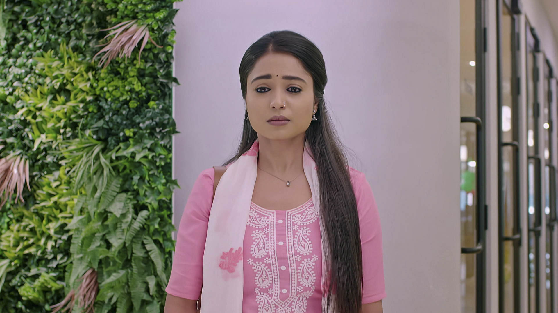 Watch Pavithra Bandhana S1 Episode 7 on JioHotstar