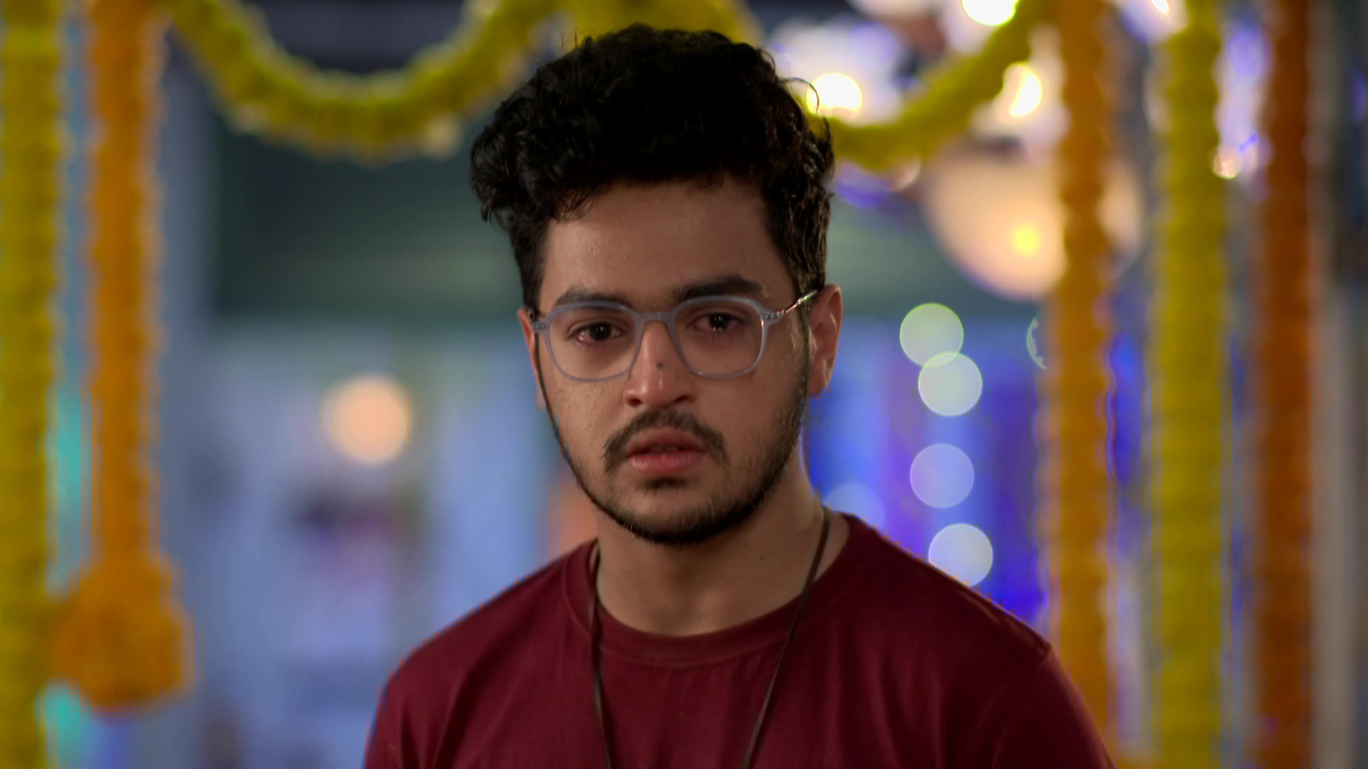 Watch Gaatchora S1 Episode 685 on JioHotstar