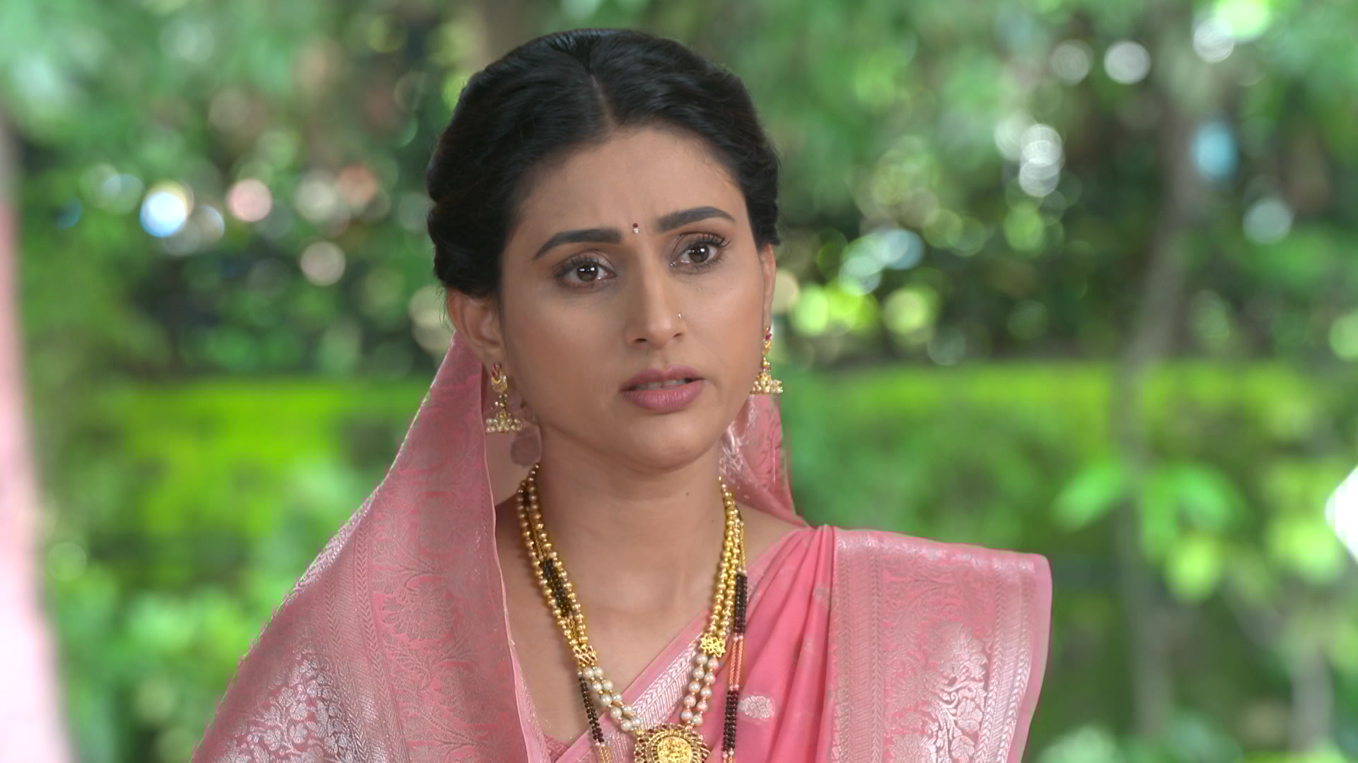 Watch Gharo Ghari Maatichya Chuli Episode 165 on Disney+ Hotstar