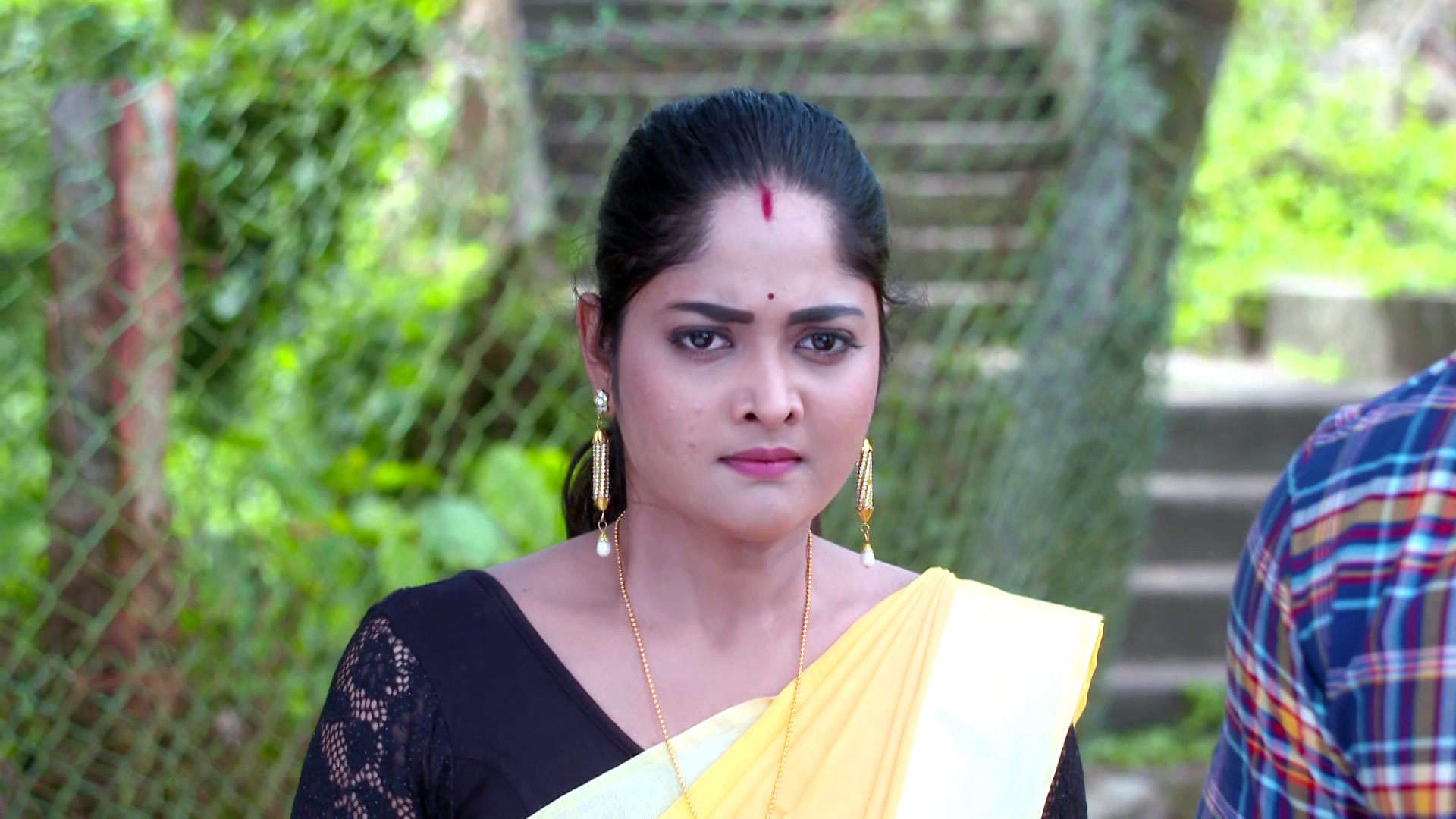 Watch a clip from Kalyani Slaps Manohar - Promo on Hotstar