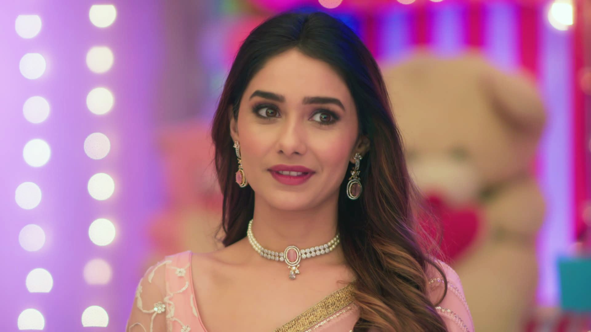 Watch Baatein Kuch Ankahee Si Episode 132 on JioHotstar