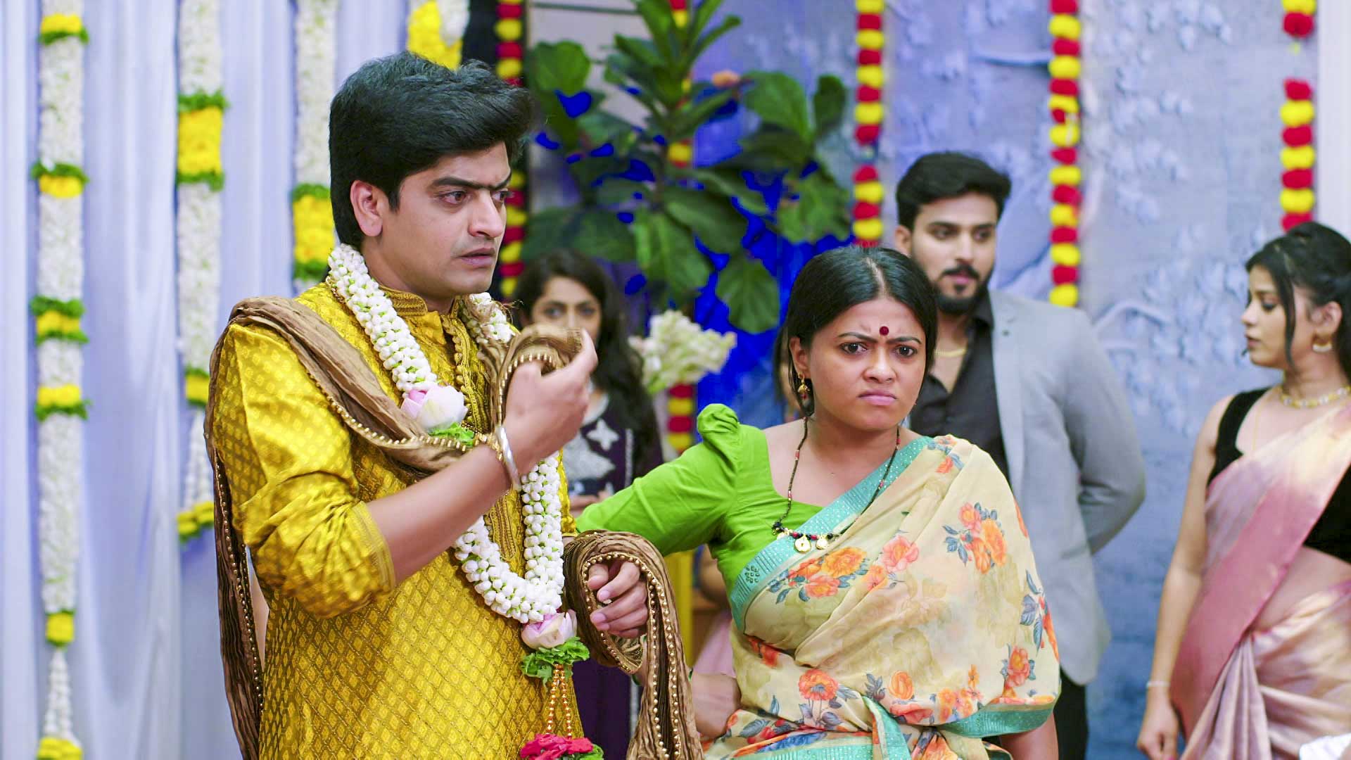 Watch Avanu Matthe Shravani Episode 612 on JioHotstar