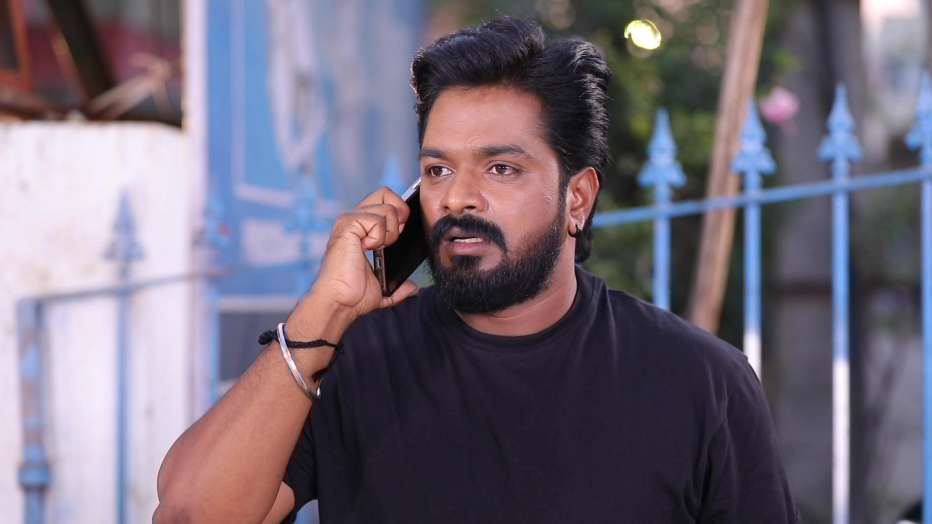 Stream Velan Catches the Attackers Season 1 Episode 393 – Velan Catches ...